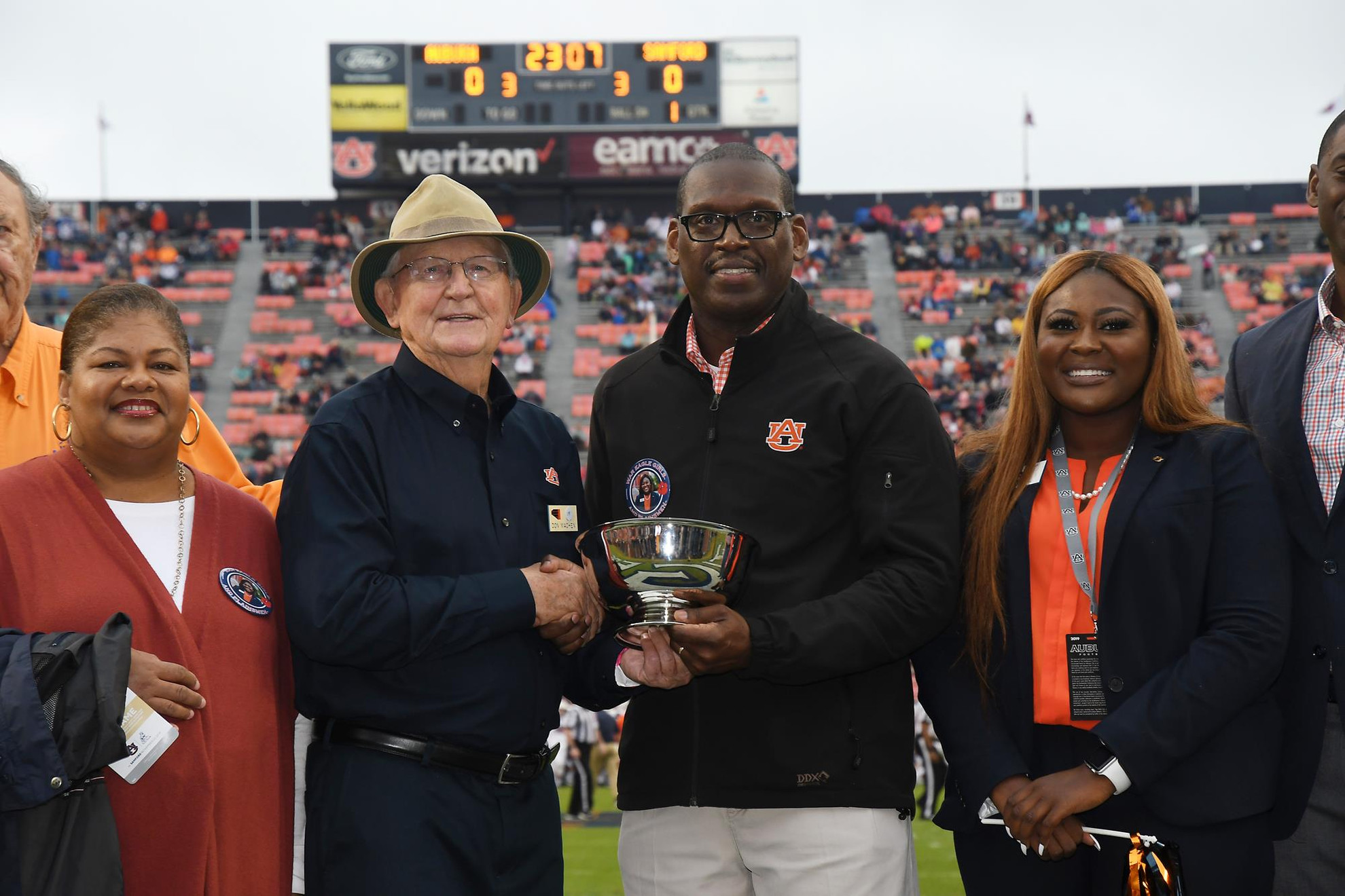 Quentin Riggins wins Auburn's Walter Gilbert Award - Auburn Tigers ...