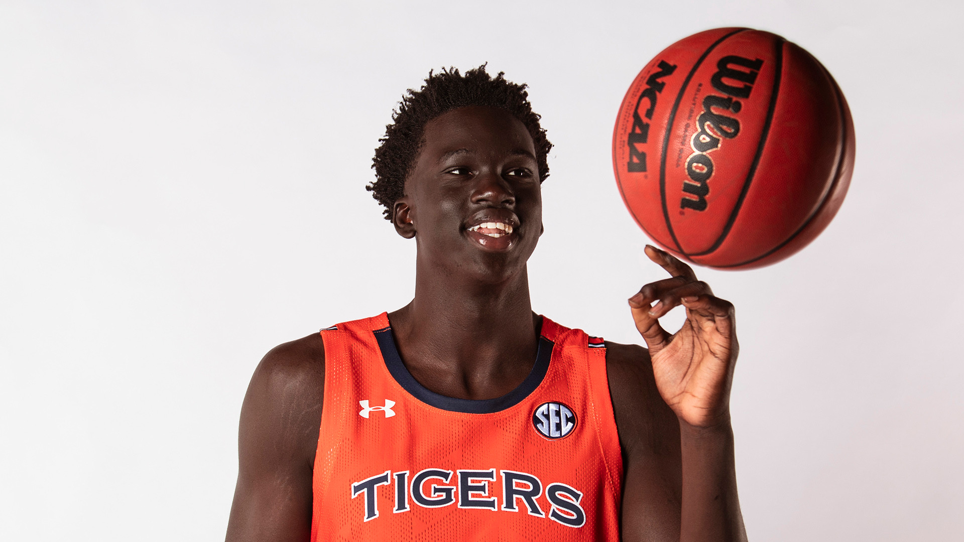 Newcomer Q&A: JT Thor - Auburn Tigers - Official Athletics Website