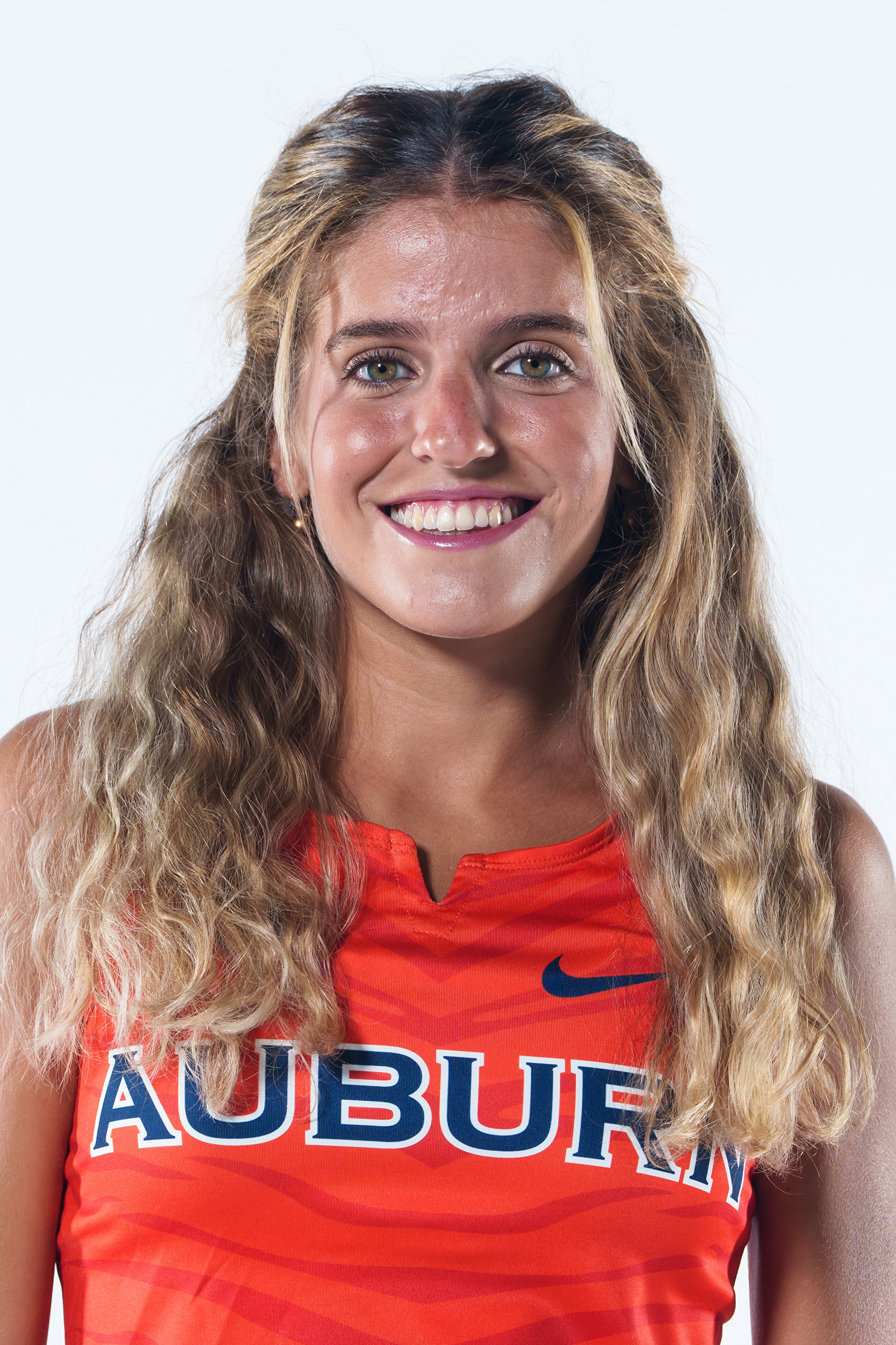 Camila Gomes - XC/Track 2025-26 - Auburn Tigers - Official Athletics ...