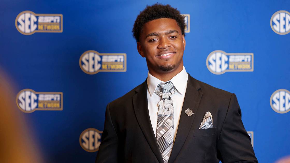 SEC Media Days: Auburn's Keldric Faulk 'leading by example' - Auburn ...