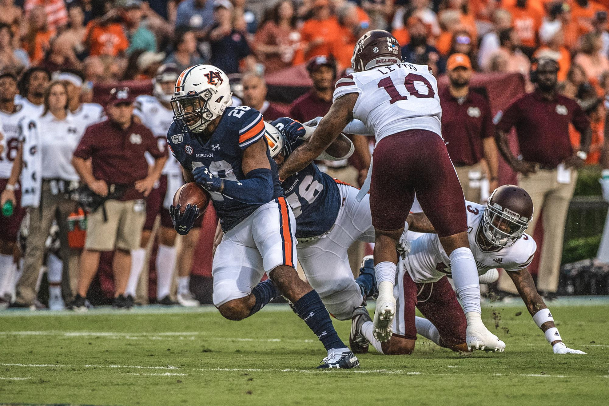 Inside the Play: Tigers set tone with TD on first play - Auburn Tigers ...