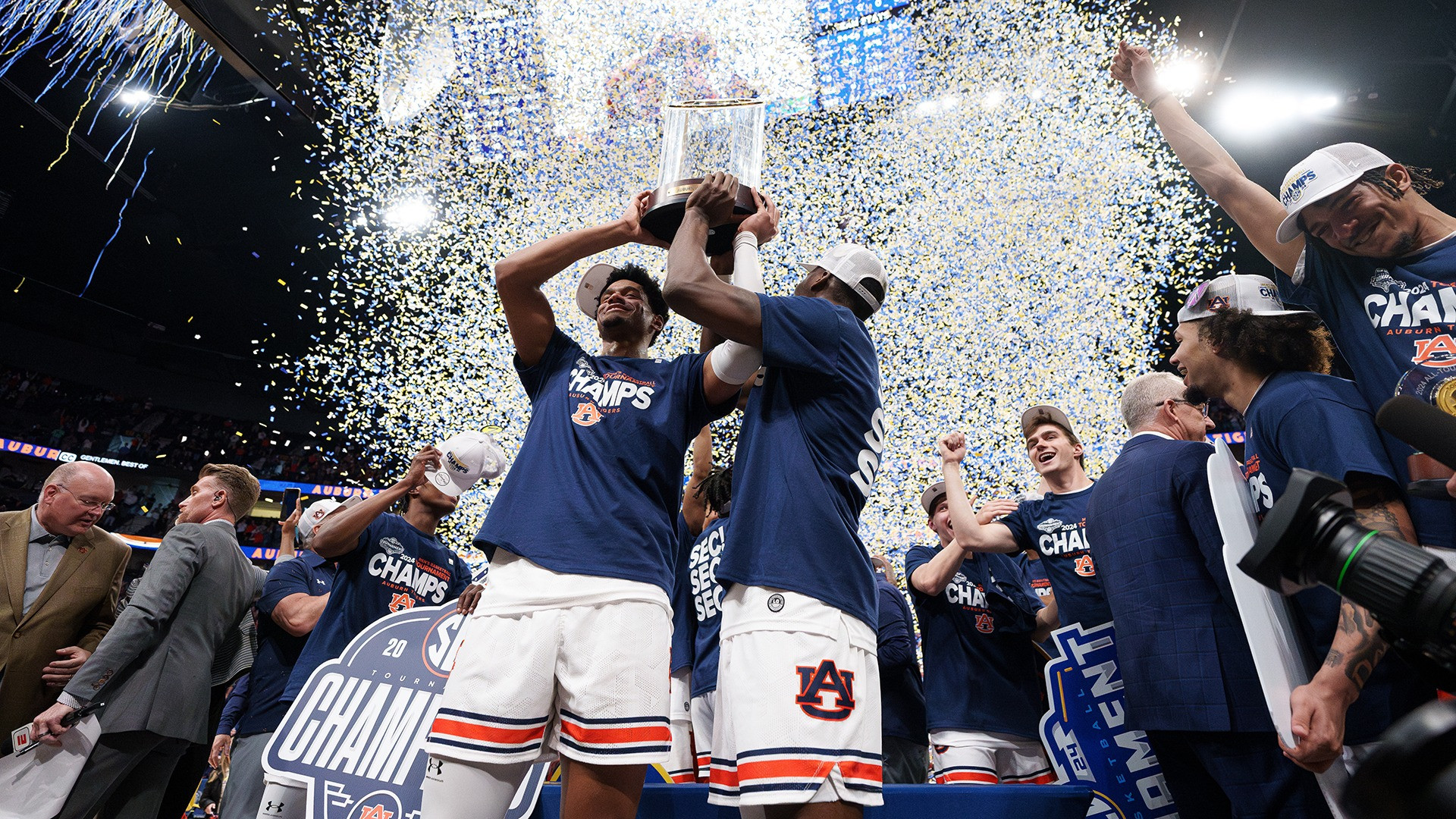 SEC Champs: No. 12 Auburn races past Florida in SEC Tournament final ...