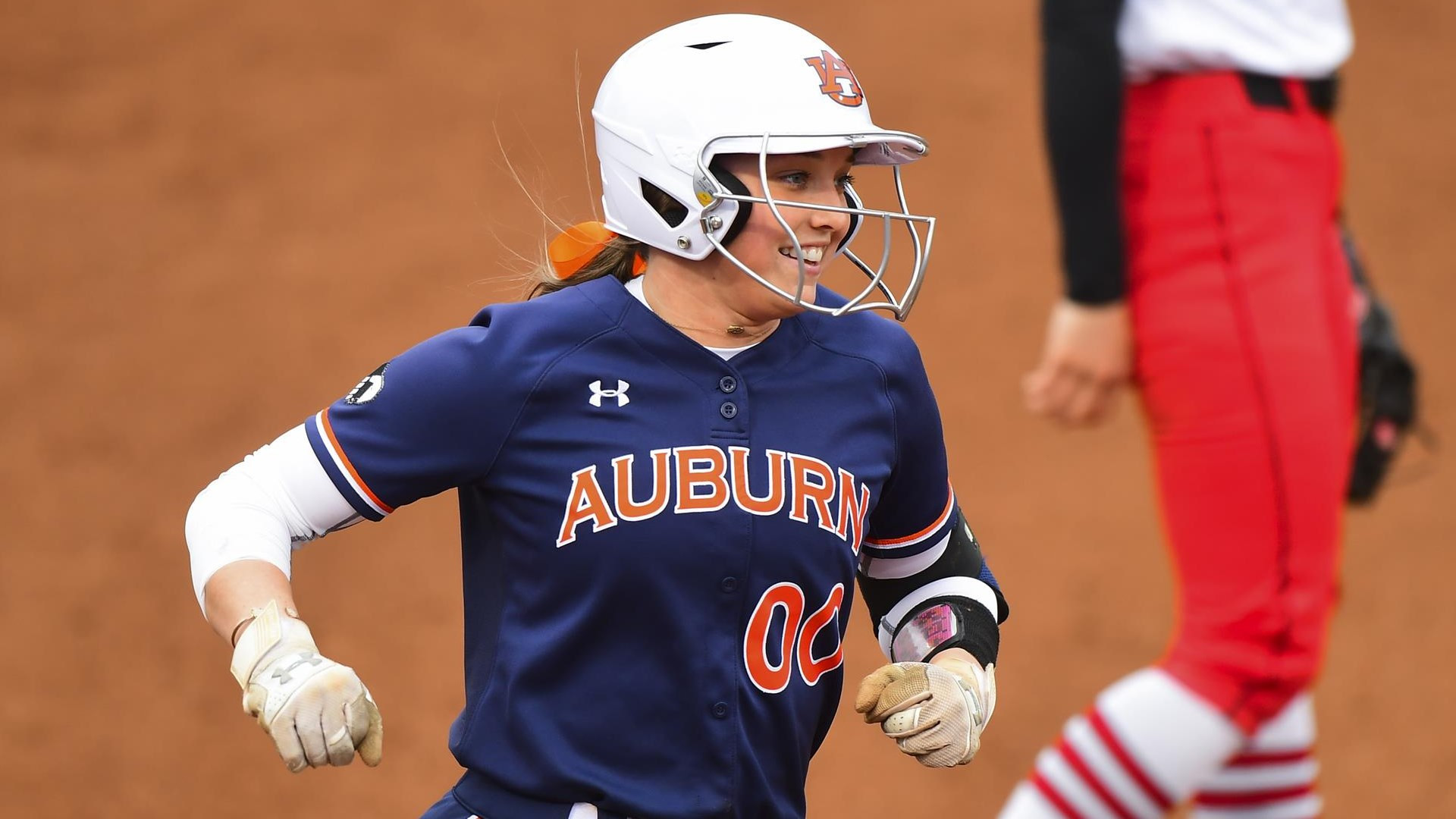 Softball broadcast schedule features nine nationally televised contests ...