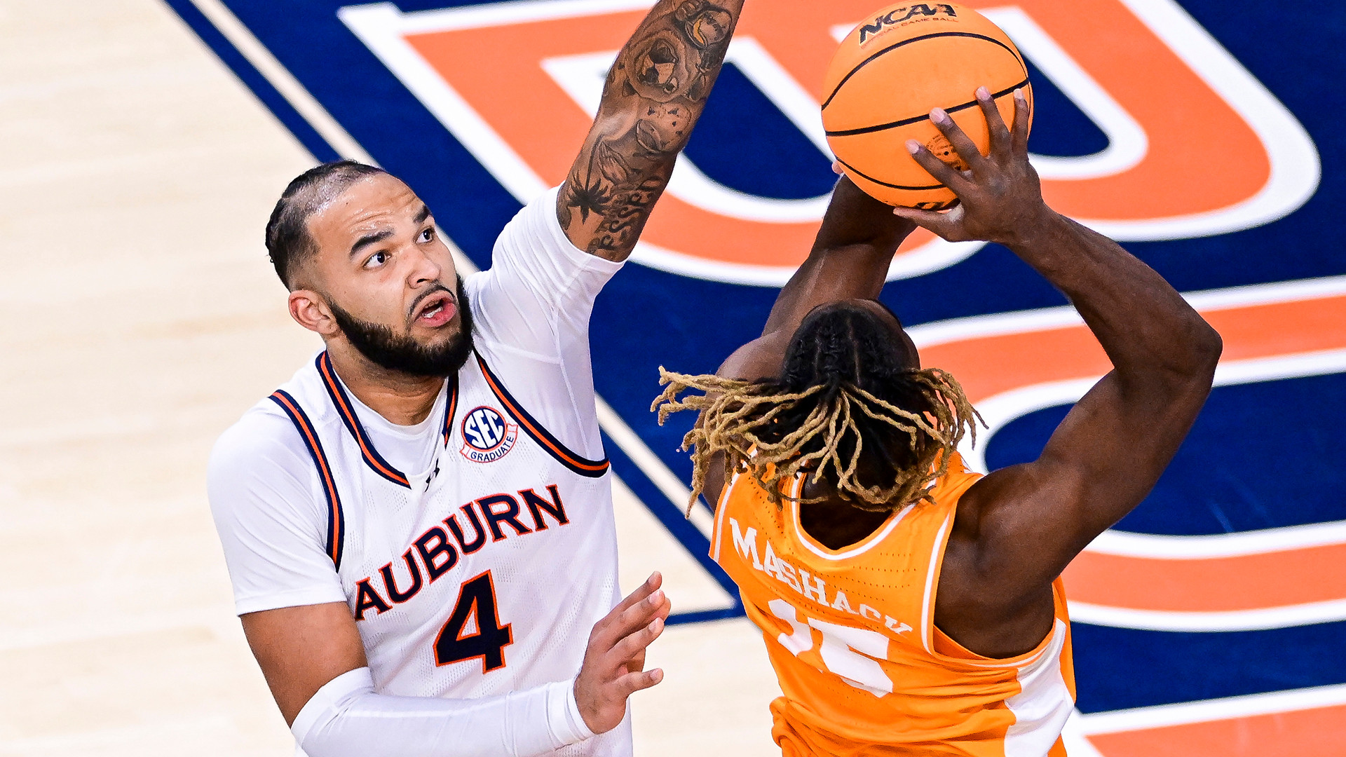 Broome selected as SEC Player of the Week for his double-double ...