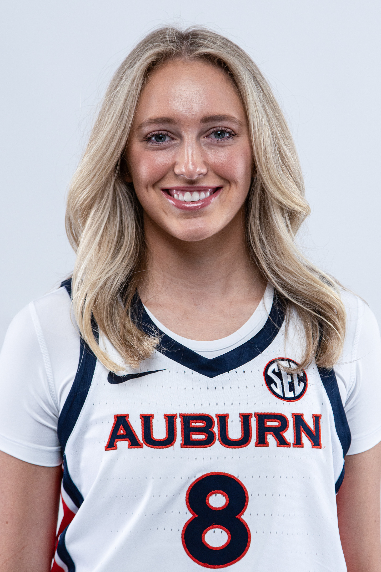 Eva Garabadian - Women's Basketball 2025-26 - Auburn Tigers - Official ...