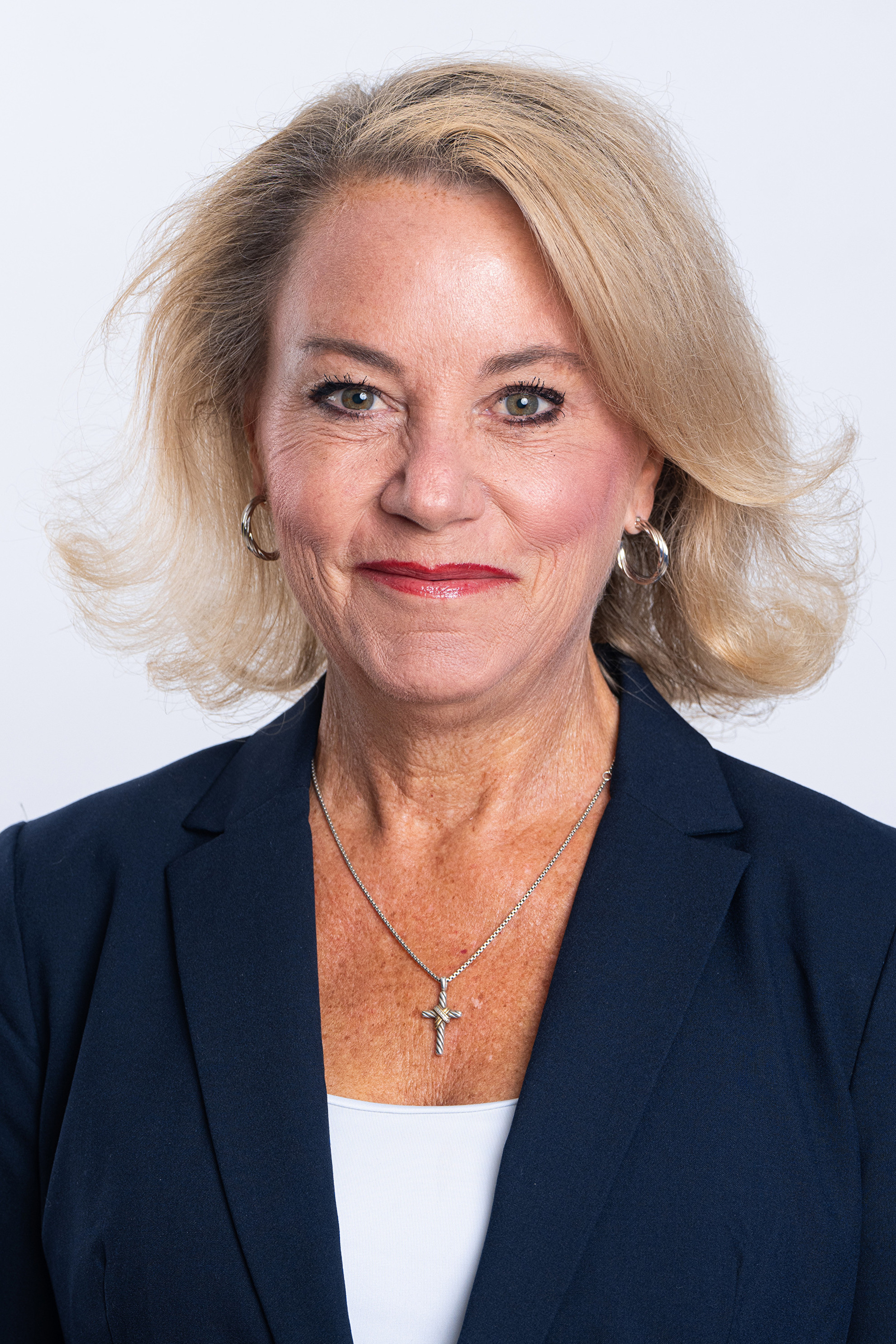 Mary Meneely - Auburn Tigers - Official Athletics Website