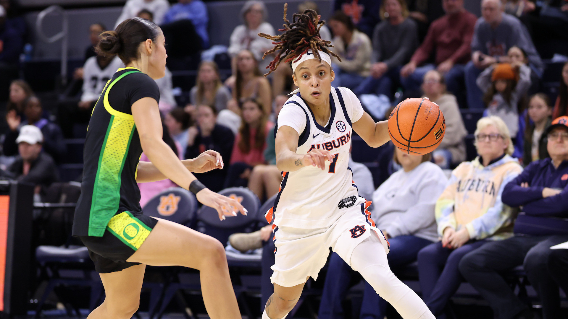 Oregon comeback hands Auburn women first loss of season - Auburn Tigers ...