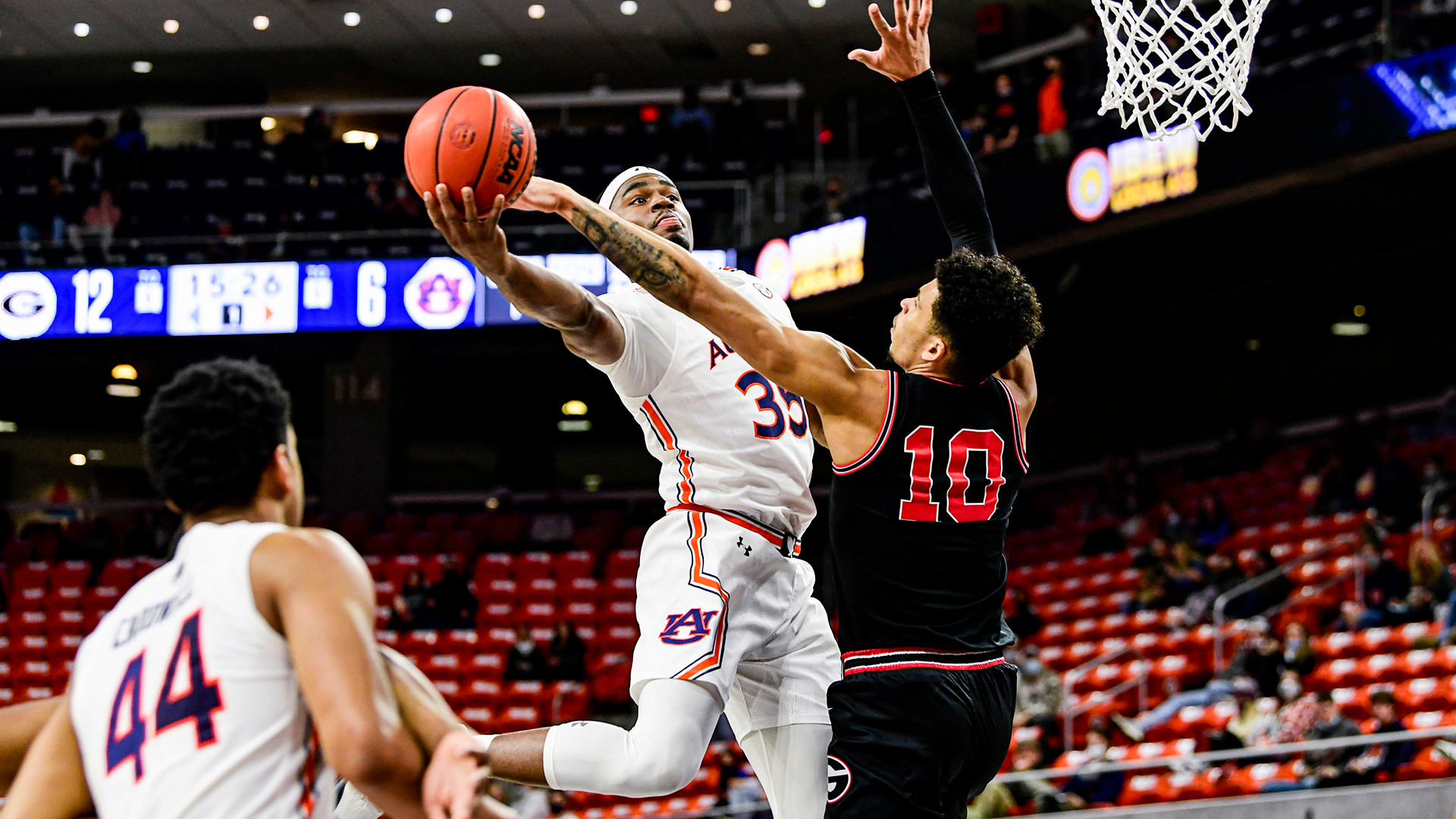 ‘A new me’: Devan Cambridge takes off in new role - Auburn Tigers ...