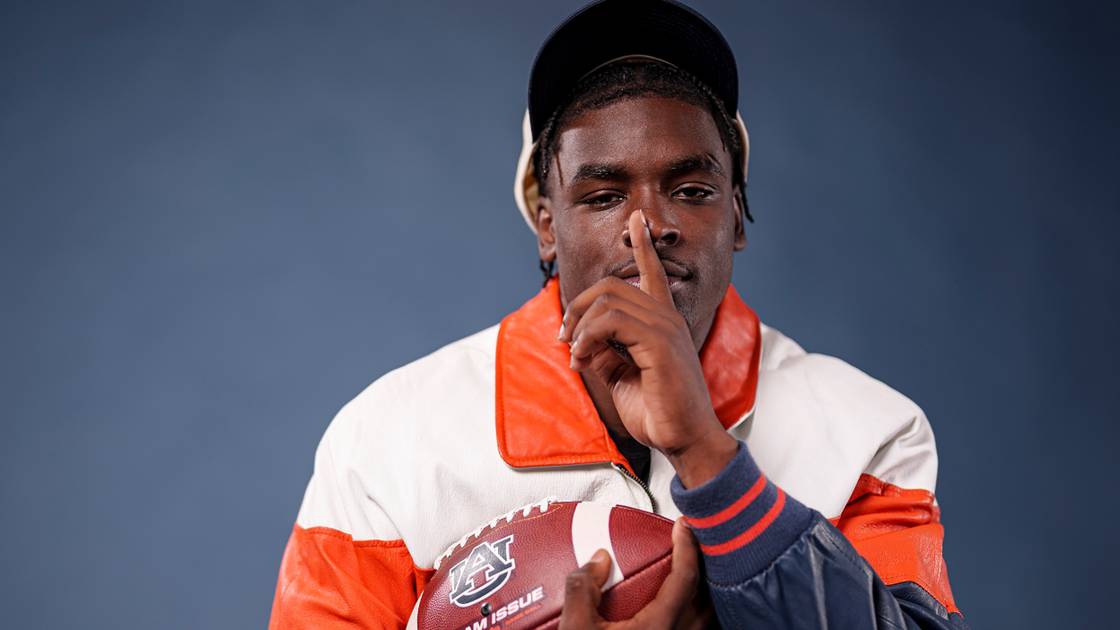 Auburn's Rayshawn Pleasant earns Walter Camp preseason All-America ...