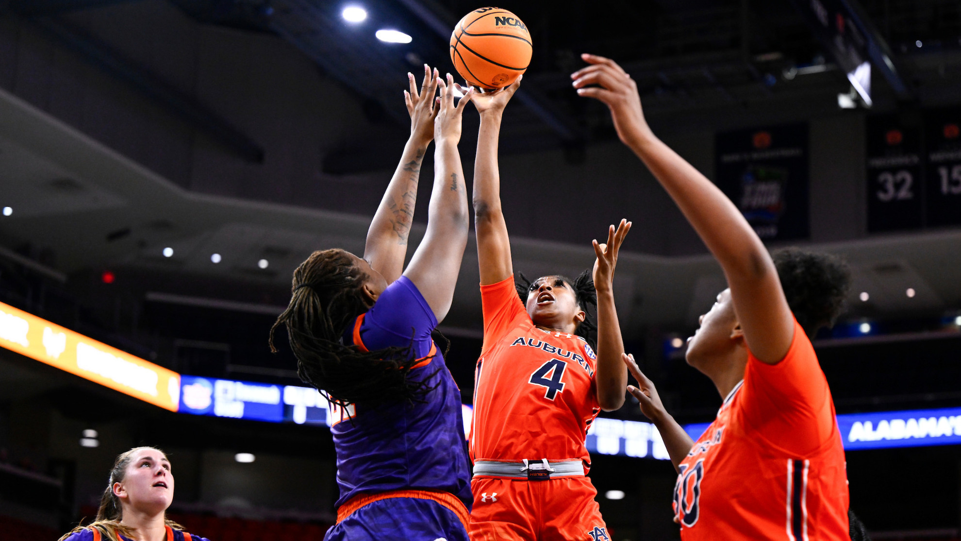 Auburn women make short trek to UAB Sunday - Auburn Tigers - Official ...