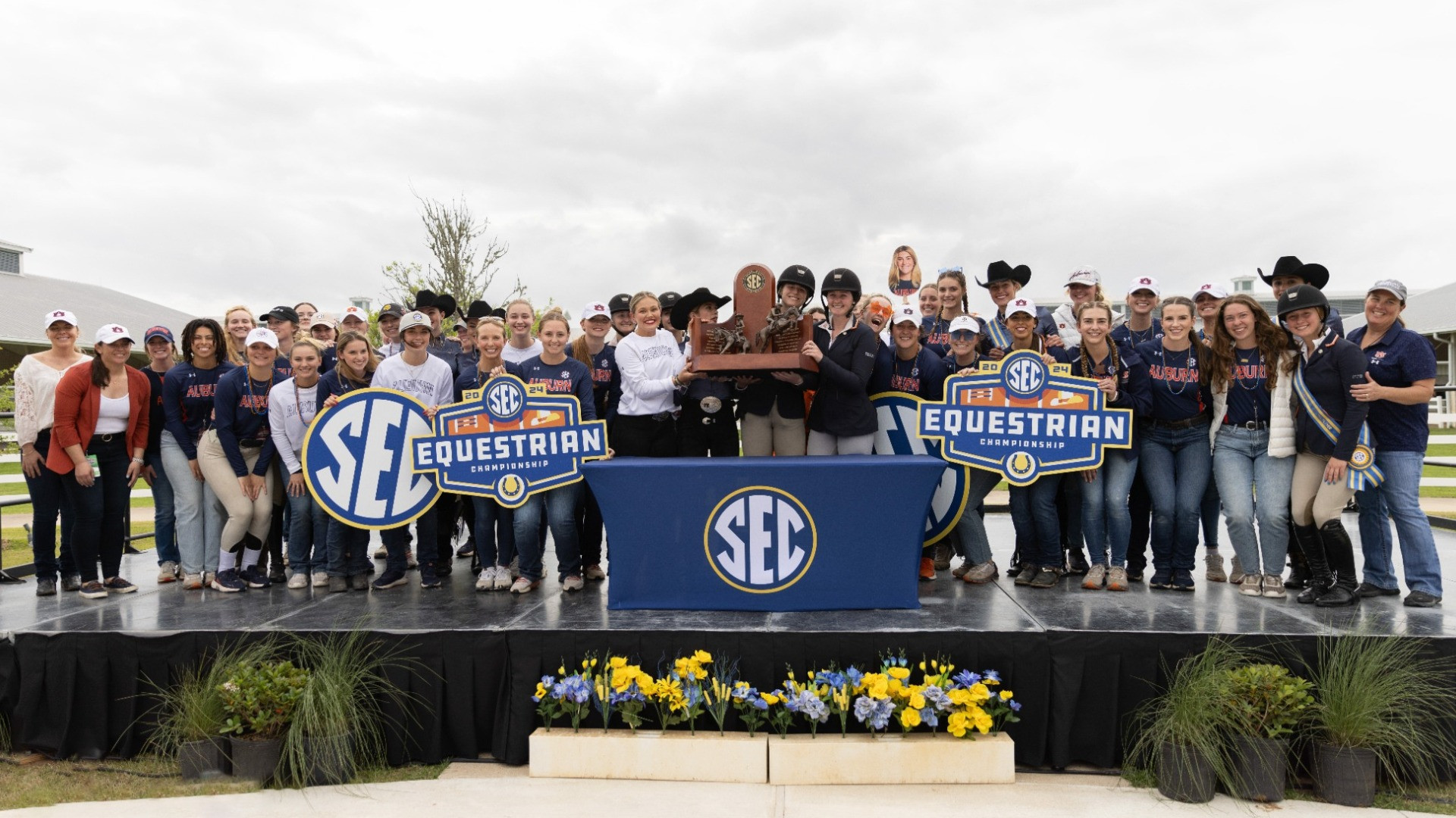 SEC CHAMPS: Auburn wins sixth-straight Southeastern Conference crown ...