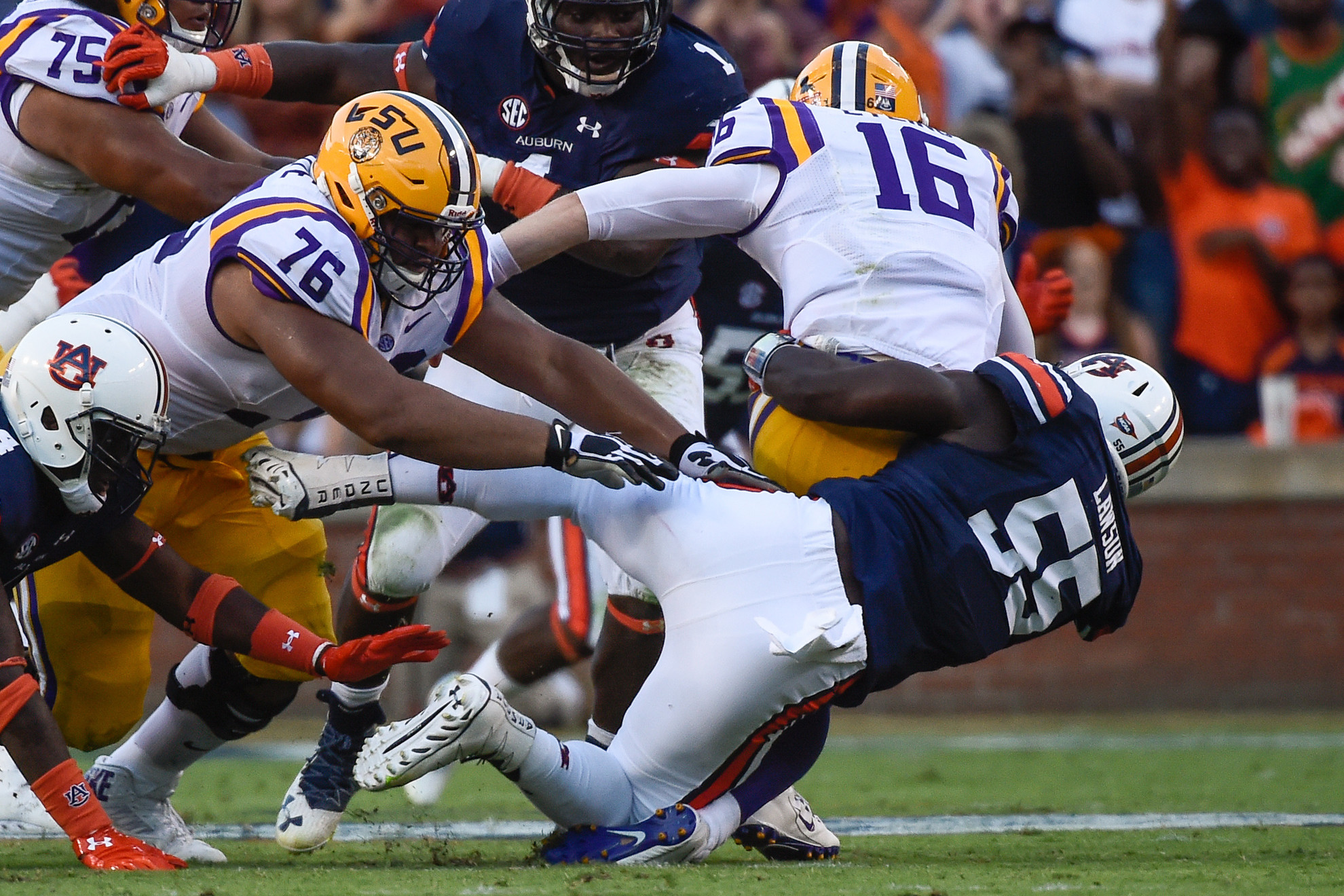 Daniel Carlson, big defense push Auburn past LSU - Auburn Tigers ...