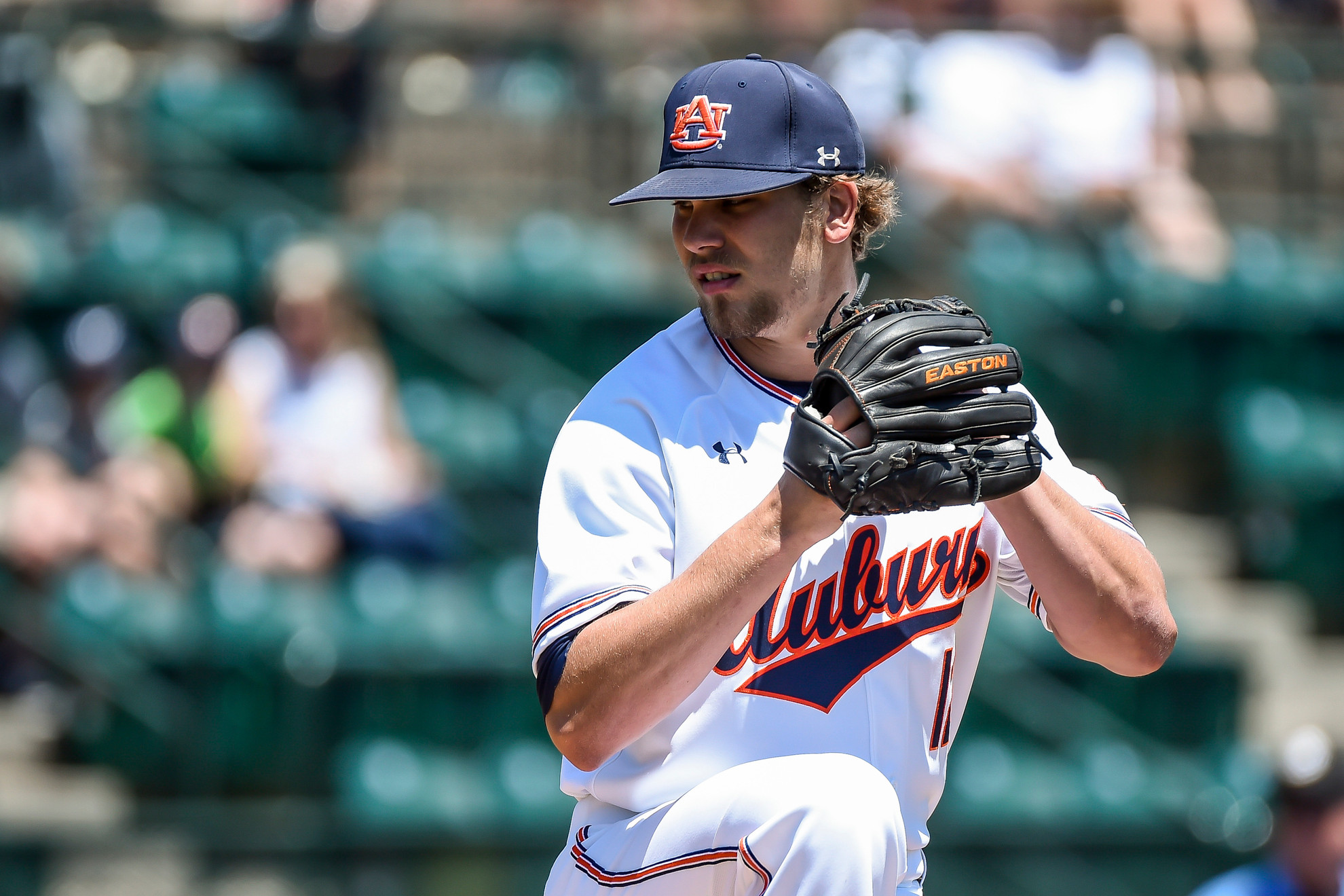 'Neatest days': Andrew Mitchell commences to pitch Auburn to series ...