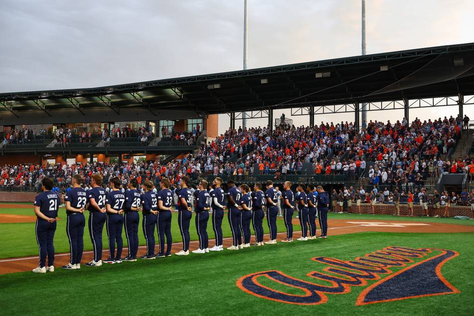 Photo Gallery: Auburn Regional vs. CCSU - Auburn Tigers - Official ...