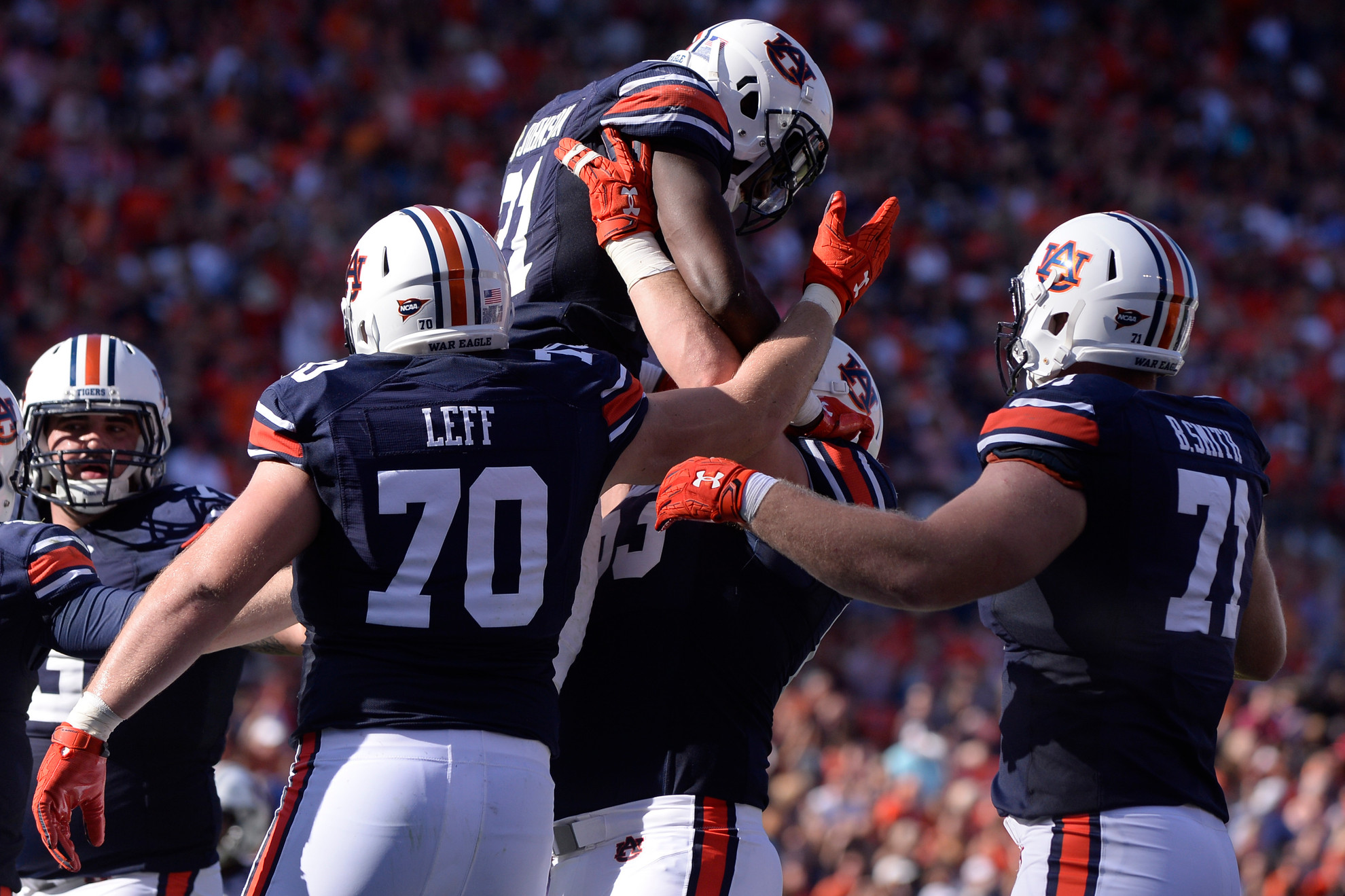 Auburn gets a lift from improving offensive line - Auburn Tigers ...