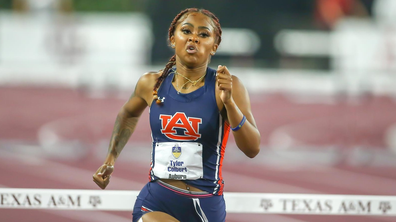 Three gold and 17 PRs highlight Auburn’s efforts at Crimson Tide Invite ...