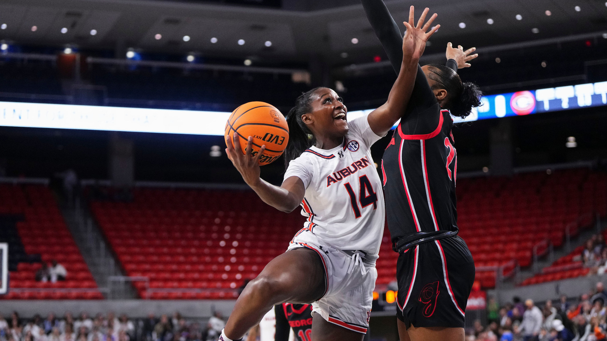 Auburn beats Georgia 67-49 for third straight SEC home win - Auburn ...