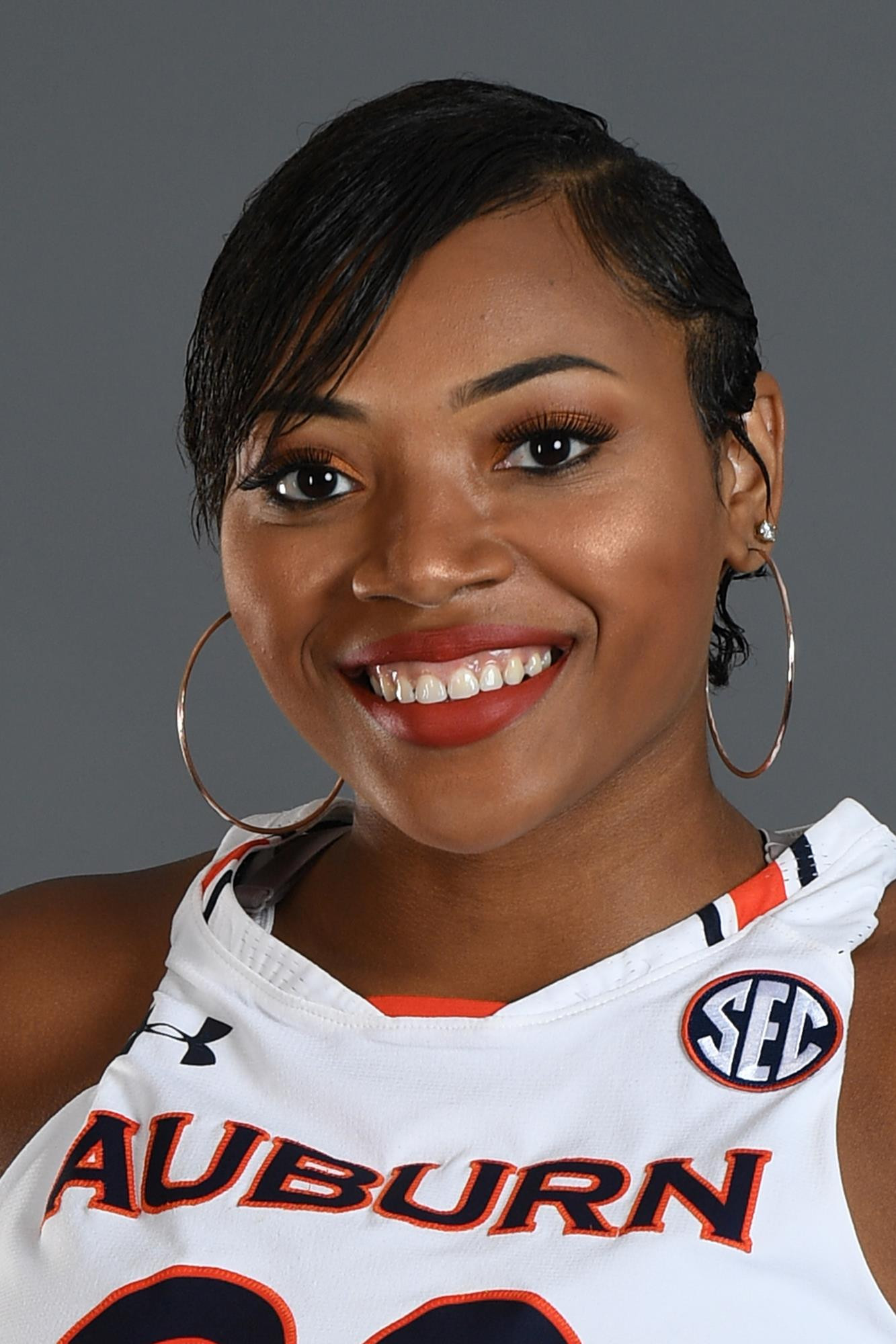 Unique Thompson - Women's Basketball 2018-19 - Auburn Tigers - Official ...