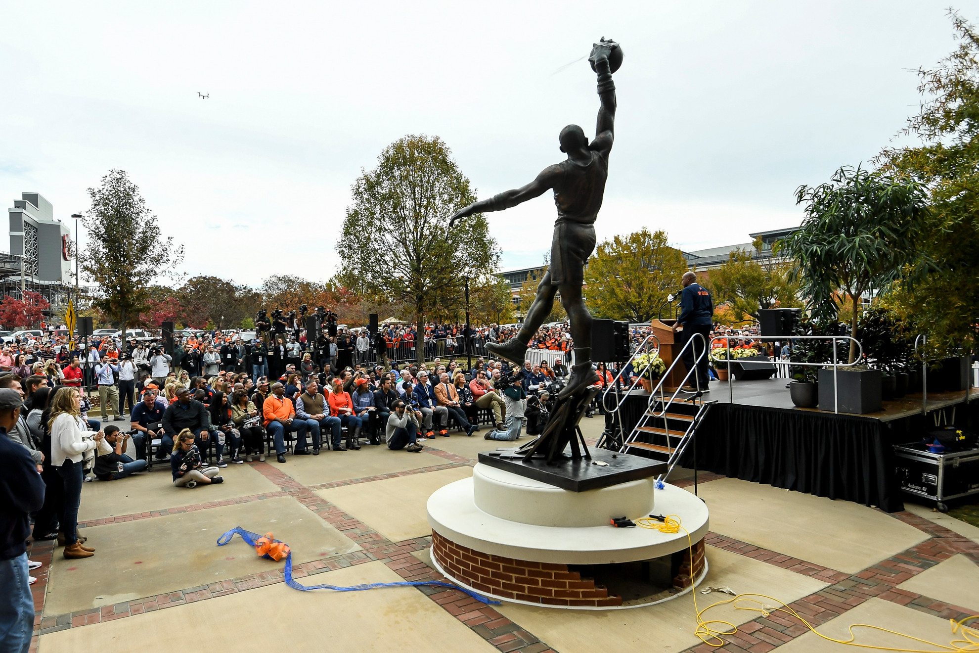 'Once you come to Auburn, you're part of the family' - Charles Barkley ...