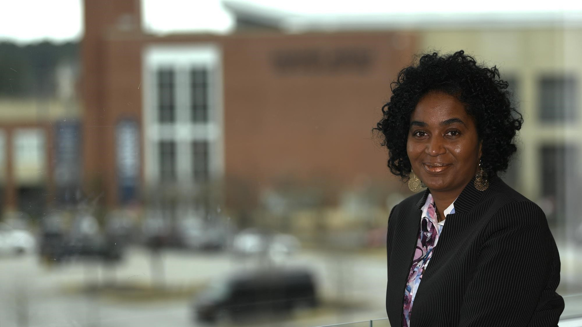 Auburn's Monique Holland appointed to LEAD1 working group - Auburn ...