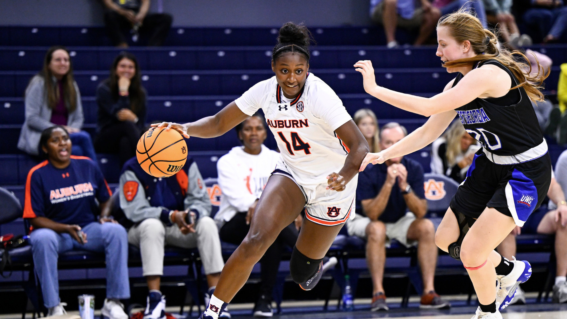 Kaitlyn Duhon - Women's Basketball 2024-25 - Auburn Tigers - Official ...