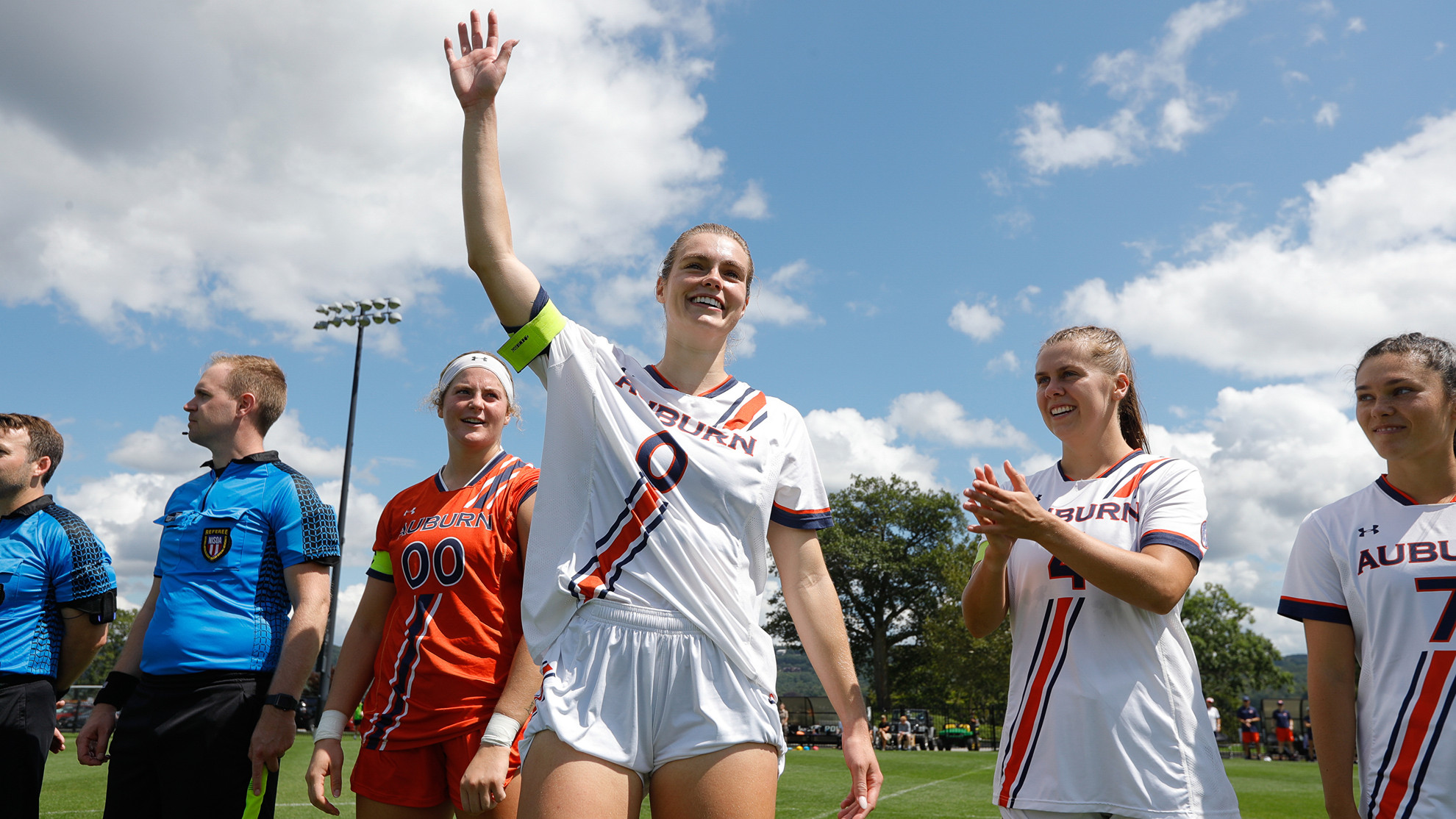On The Plains with Madeline Moore: 'the girl who stayed and led when ...