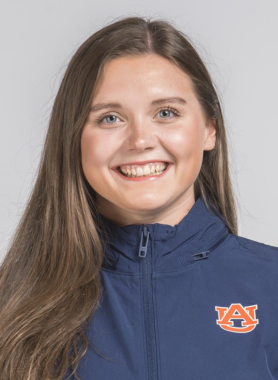 Hanna Newby - Swimming & Diving 2021-22 - Auburn Tigers - Official ...