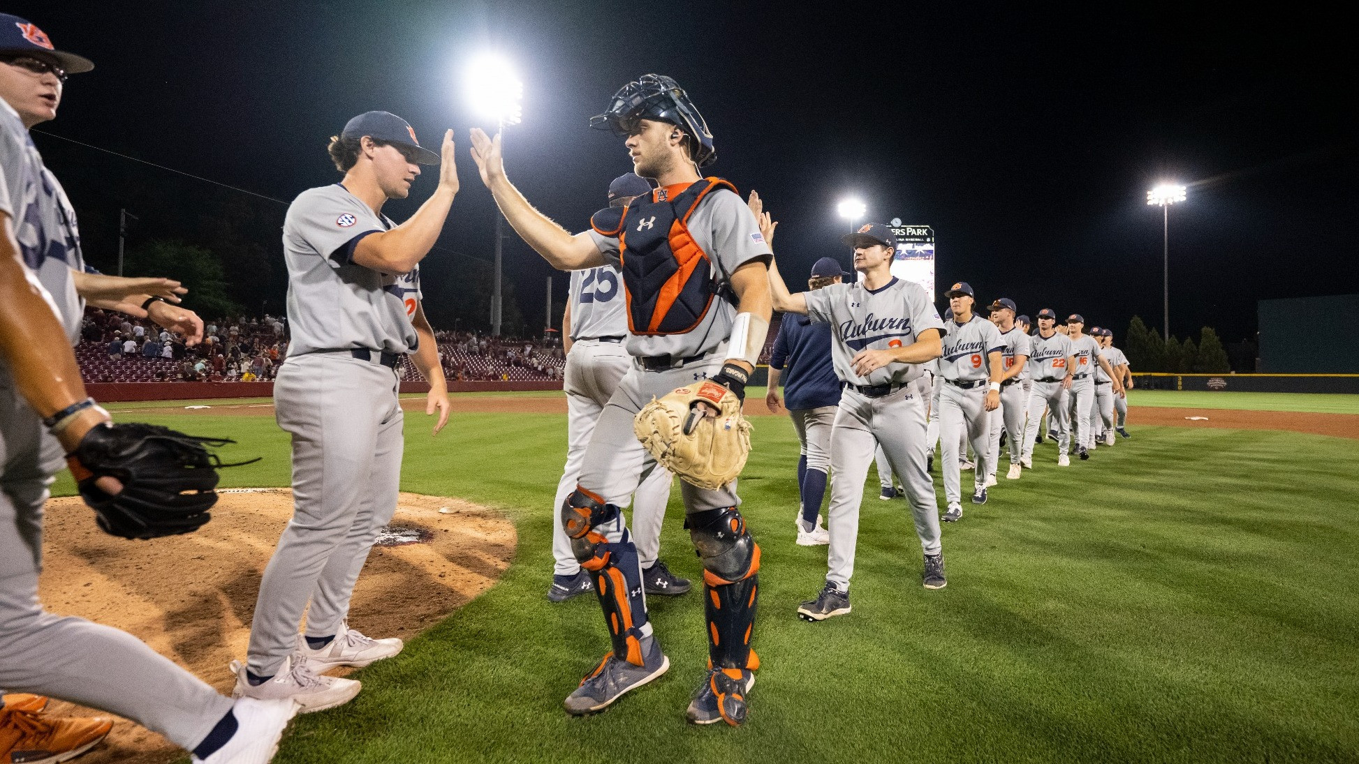 Tigers take control in series opener at No. 2 South Carolina - Auburn ...