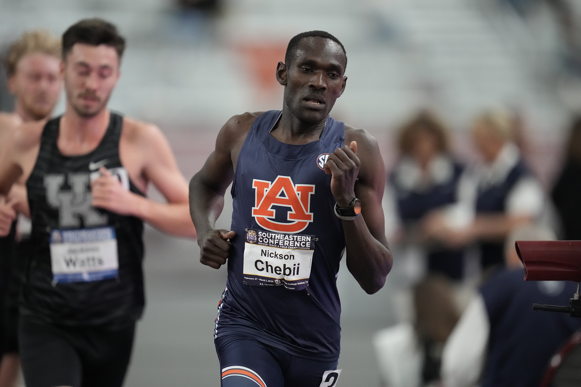 Chebii and Kosgei kickstarts indoor season at the Sharon Colyear ...