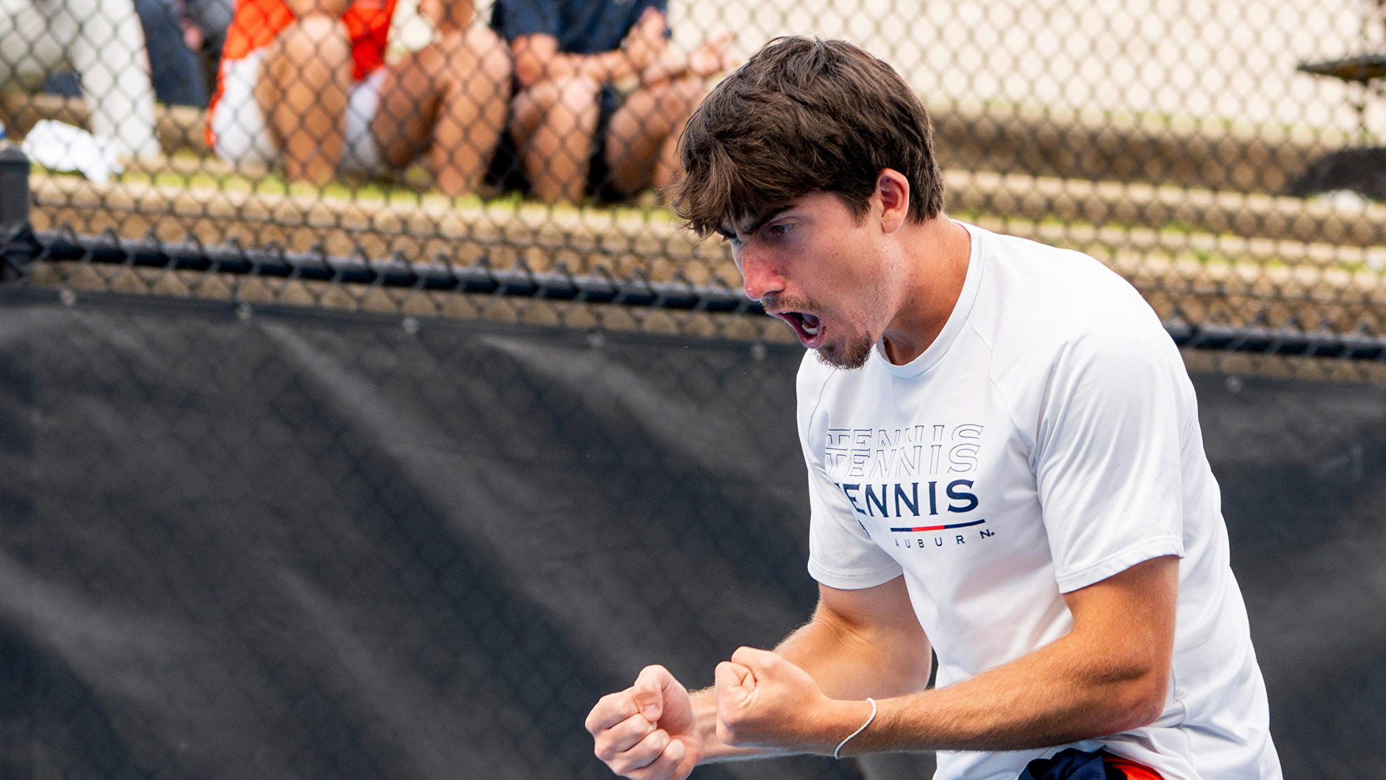 Men’s tennis downs Tulane in road match 4-3 - Auburn Tigers - Official ...