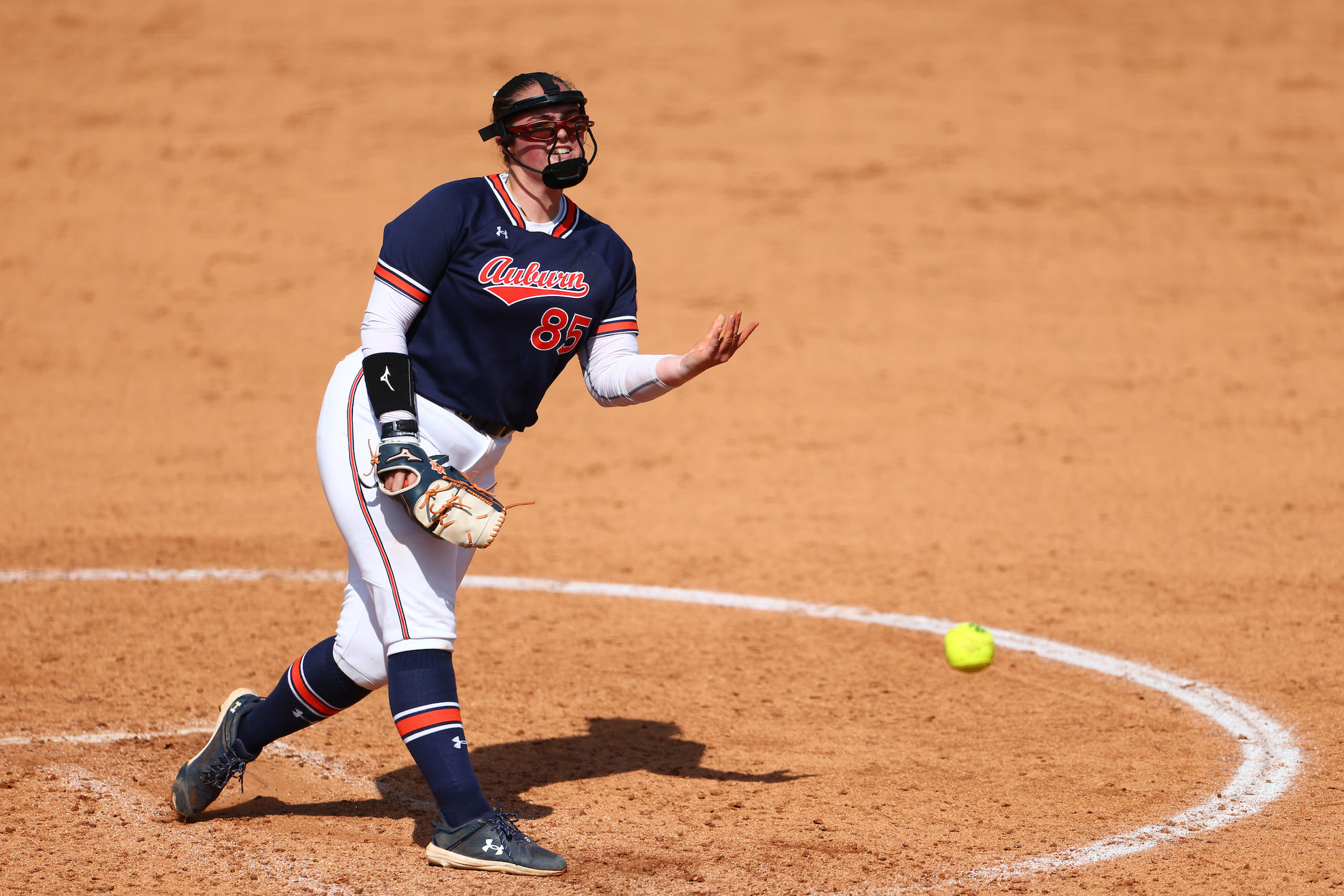 SJ Geurin shuts out No. 13 South Carolina to clinch the series win ...