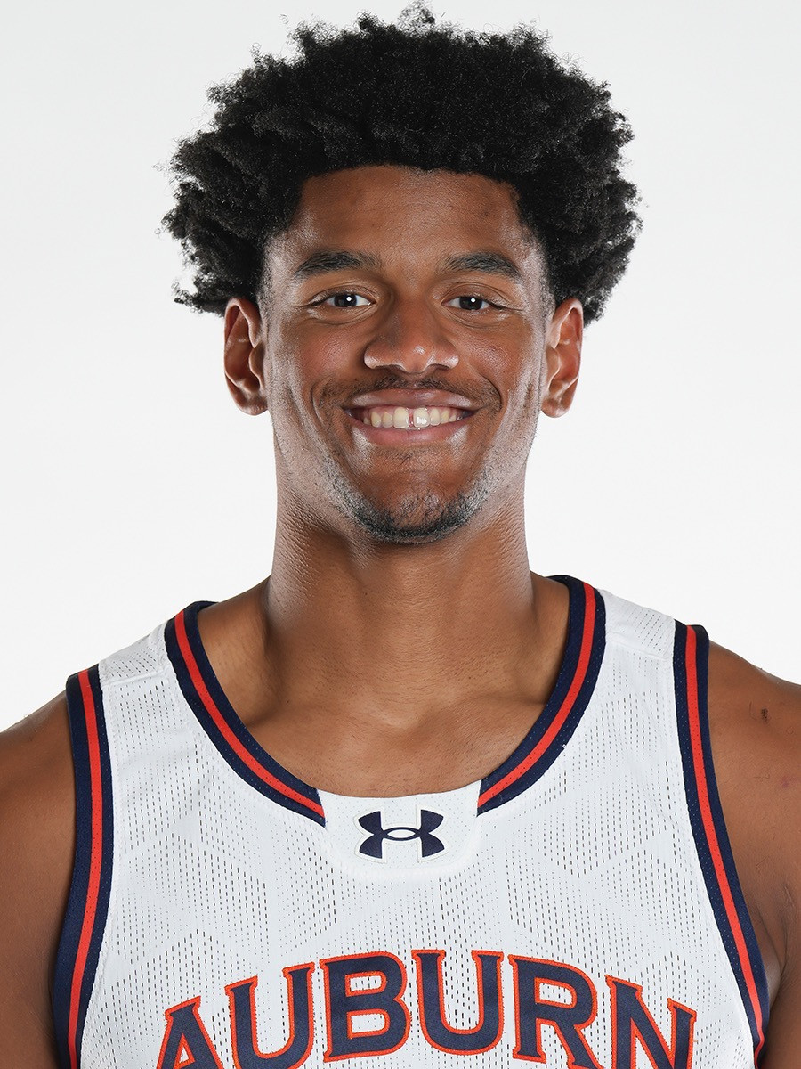 Dylan Cardwell - Men's Basketball 2024-25 - Auburn Tigers - Official ...