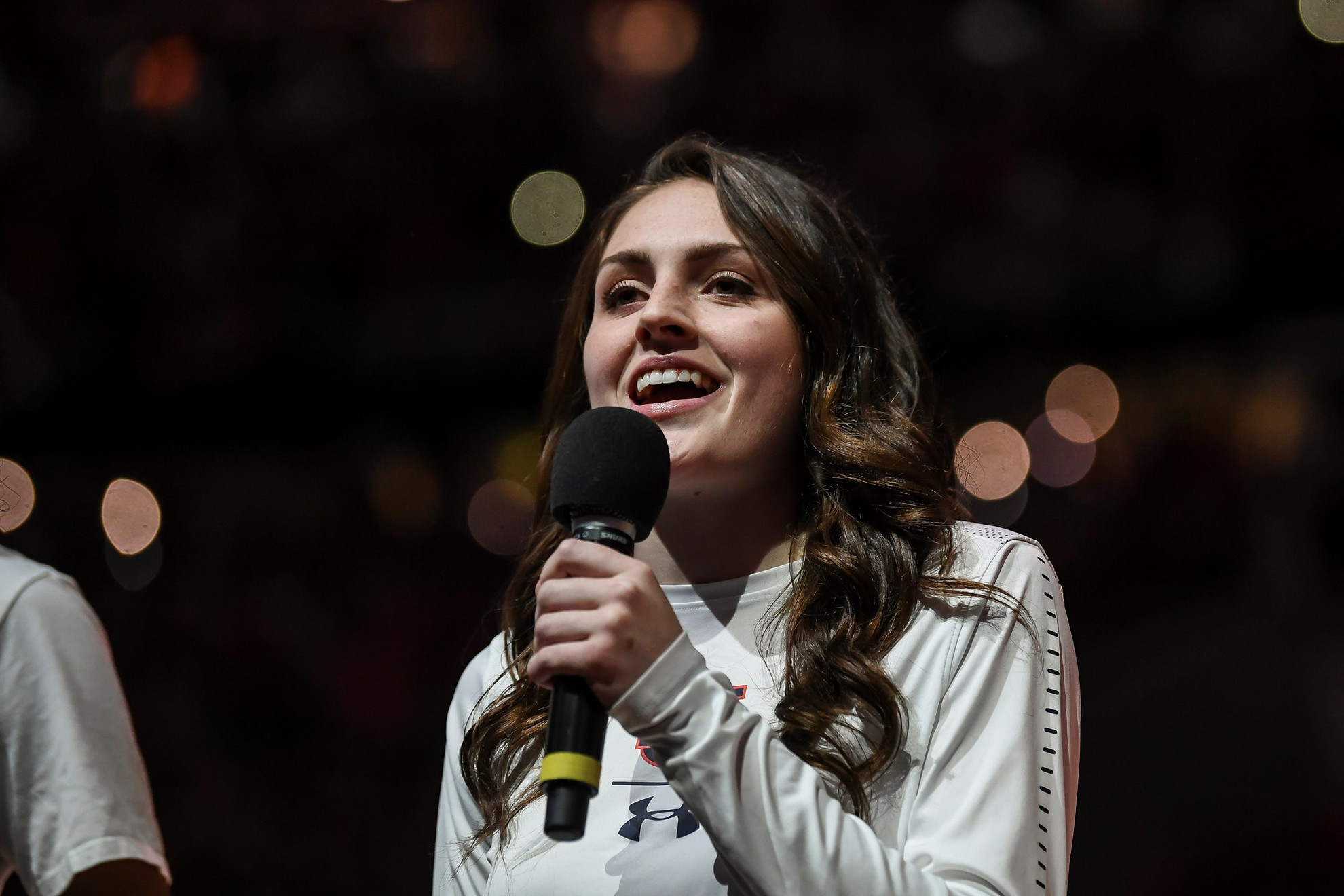 Volleyball's Morgan Kull sings national anthem at Final Four - Auburn ...
