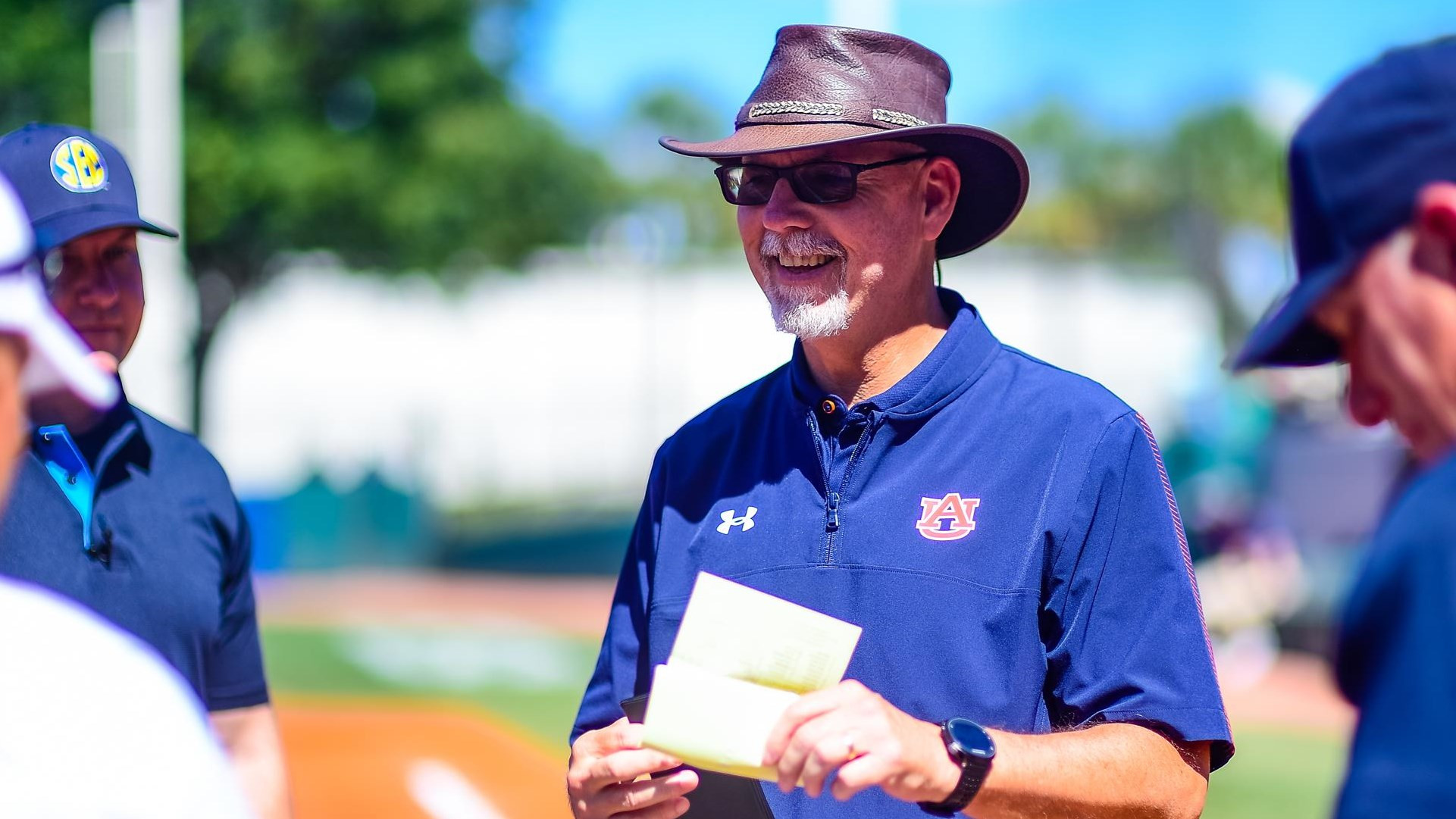 Dean, softball complete 2023 signing class - Auburn Tigers - Official ...