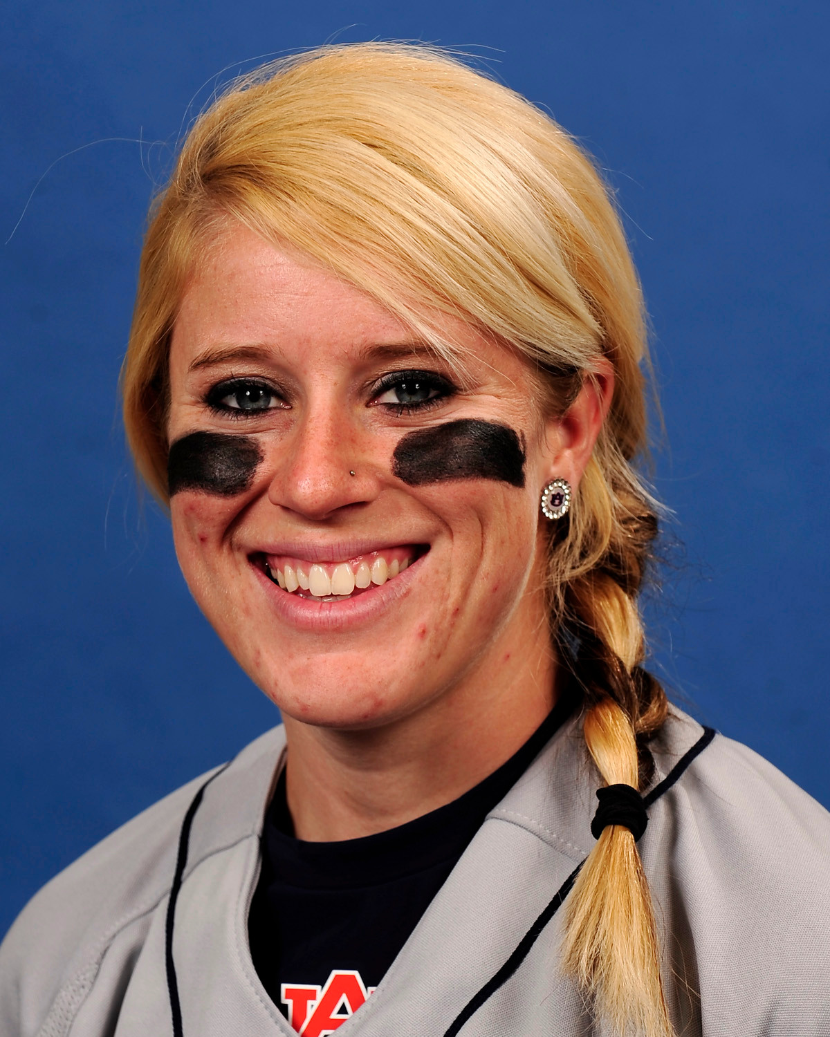 Kyndall White - Softball 2011 - Auburn Tigers - Official Athletics Website
