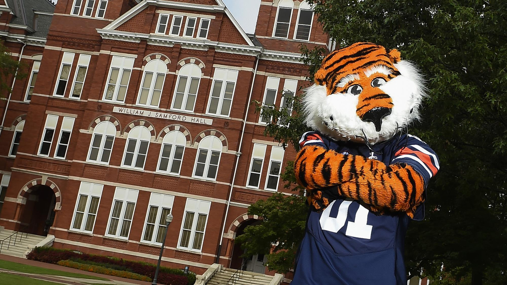 Twenty-Six Student-Athletes Graduate During Summer Commencement ...