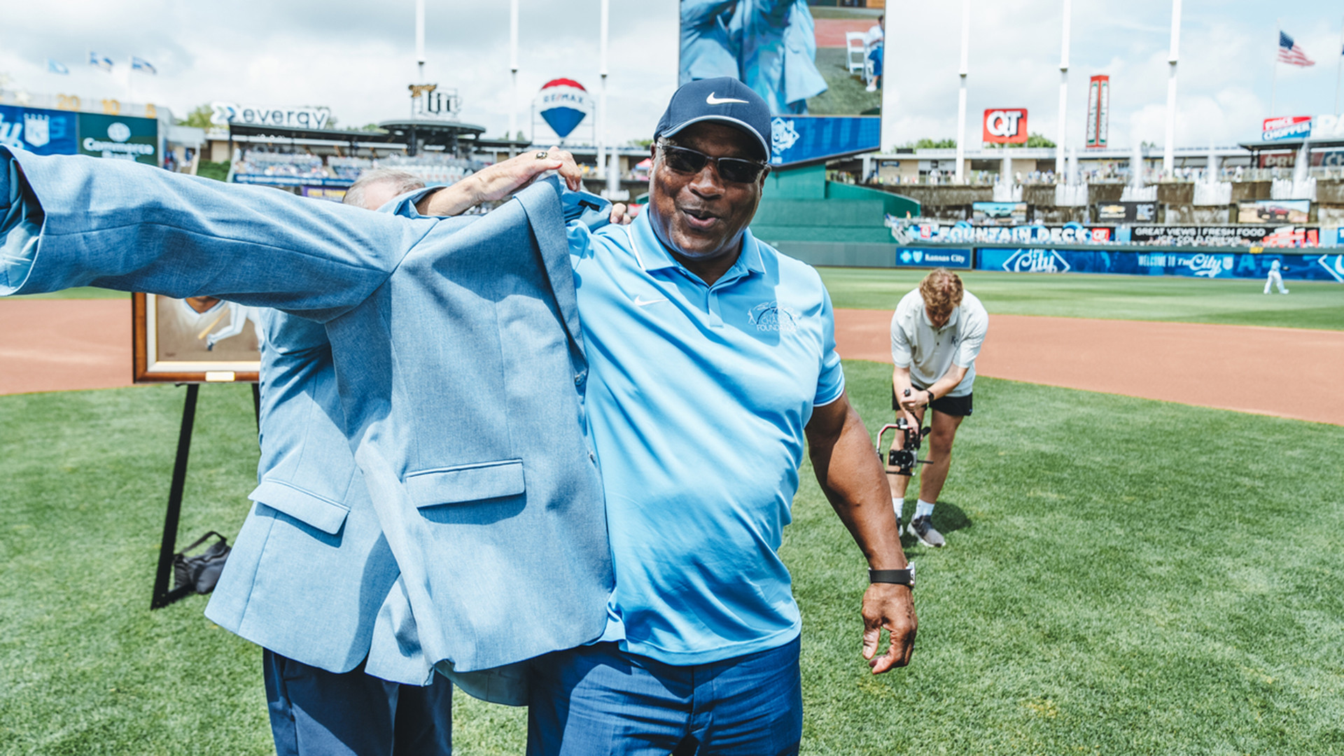 Hall of Famer: Royals induct Auburn's Bo Jackson - Auburn Tigers ...