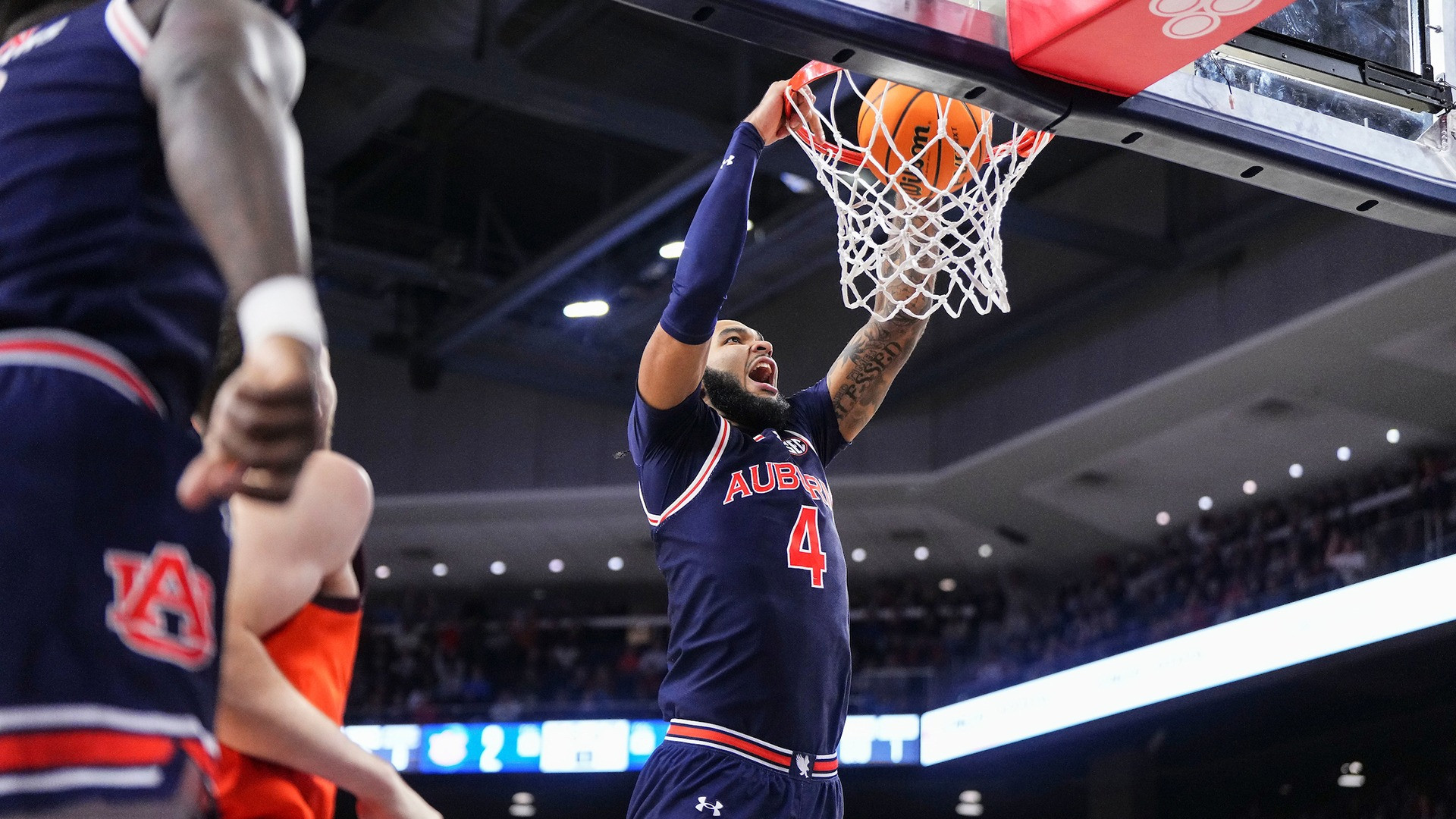 Broome's double-double leads Auburn past Virginia Tech 74-57 in ACC/SEC ...