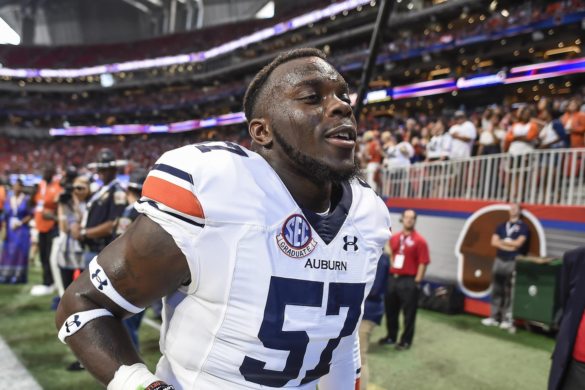 Deshaun Davis chosen as quarter-finalist for Lott Trophy - Auburn ...