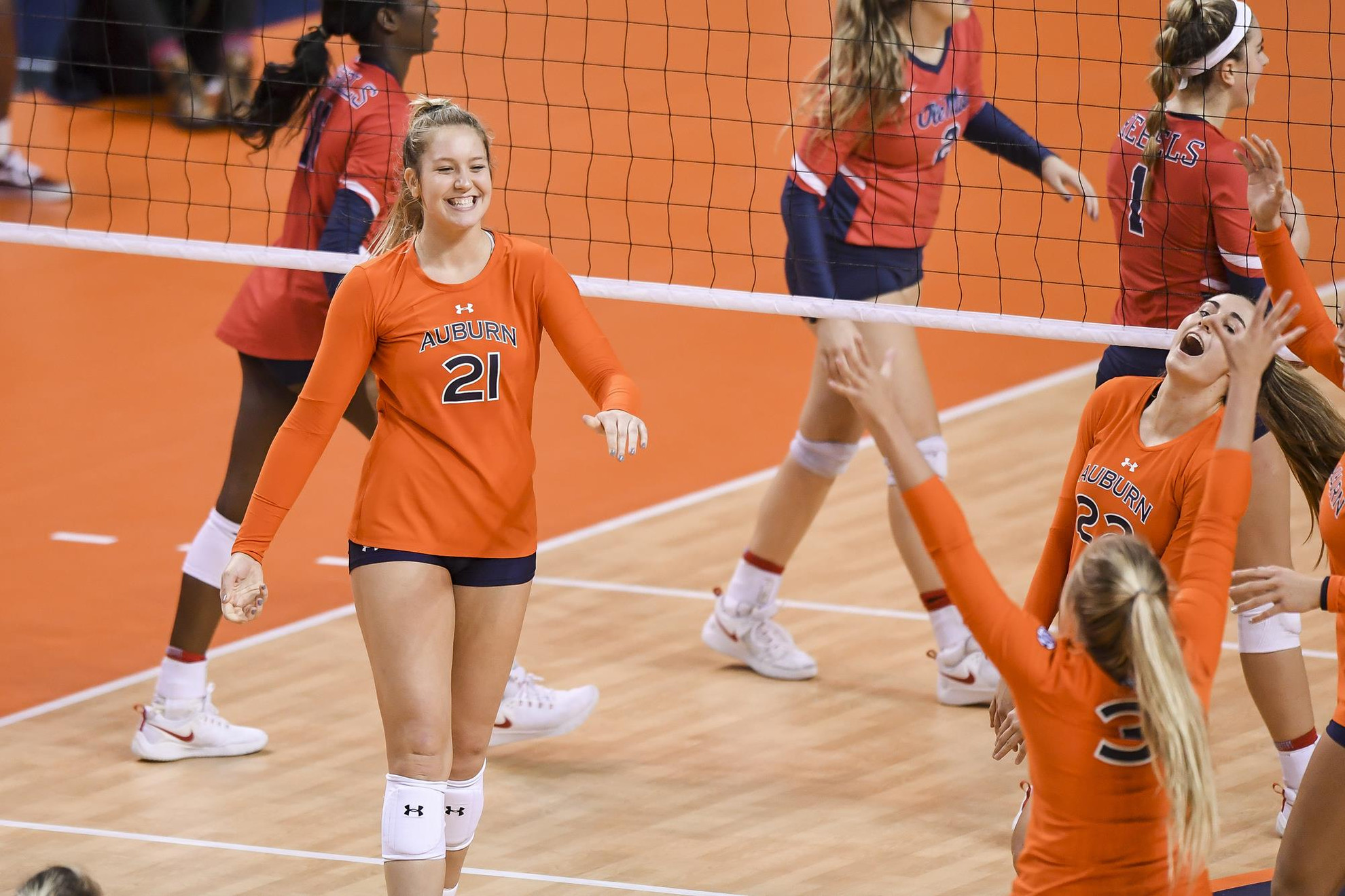 Strong Play Leads Auburn to a 3-2 Win over Ole Miss - Auburn Tigers ...
