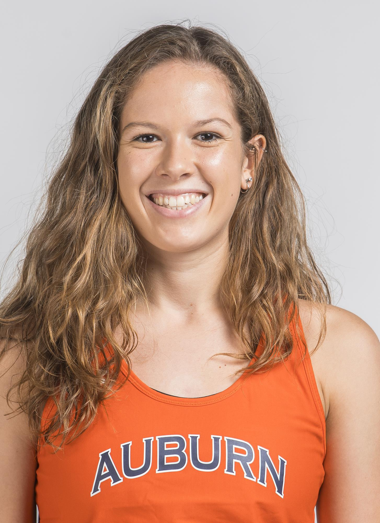 Ariana Arseneault - Women's Tennis 2021-22 - Auburn Tigers - Official ...