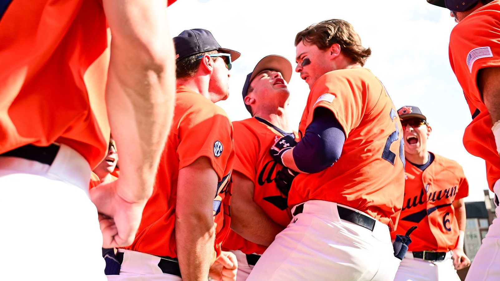 Six-run sixth inning catapults No. 17 Auburn over No. 1 Arkansas ...