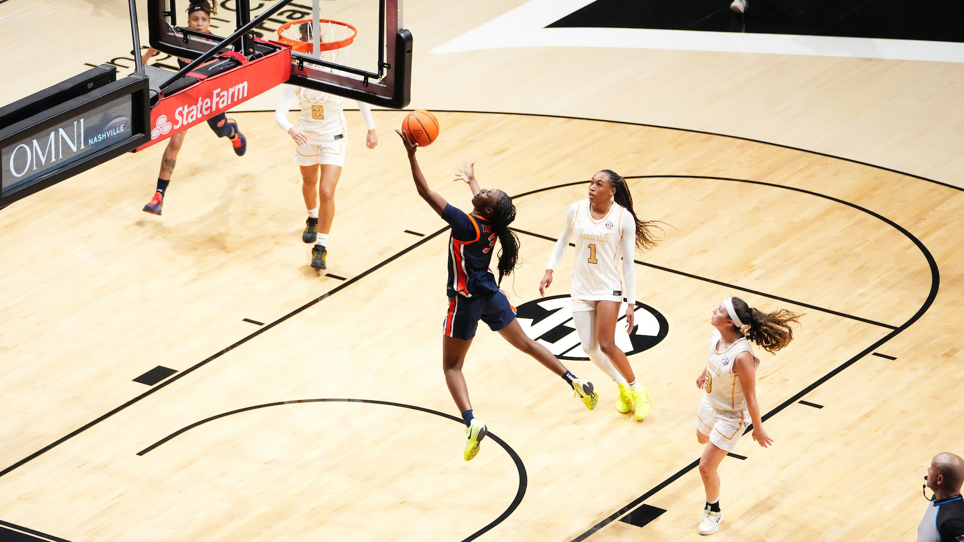 Second-half surge pushes No. 5/4 Vanderbilt past Auburn - Auburn Tigers ...