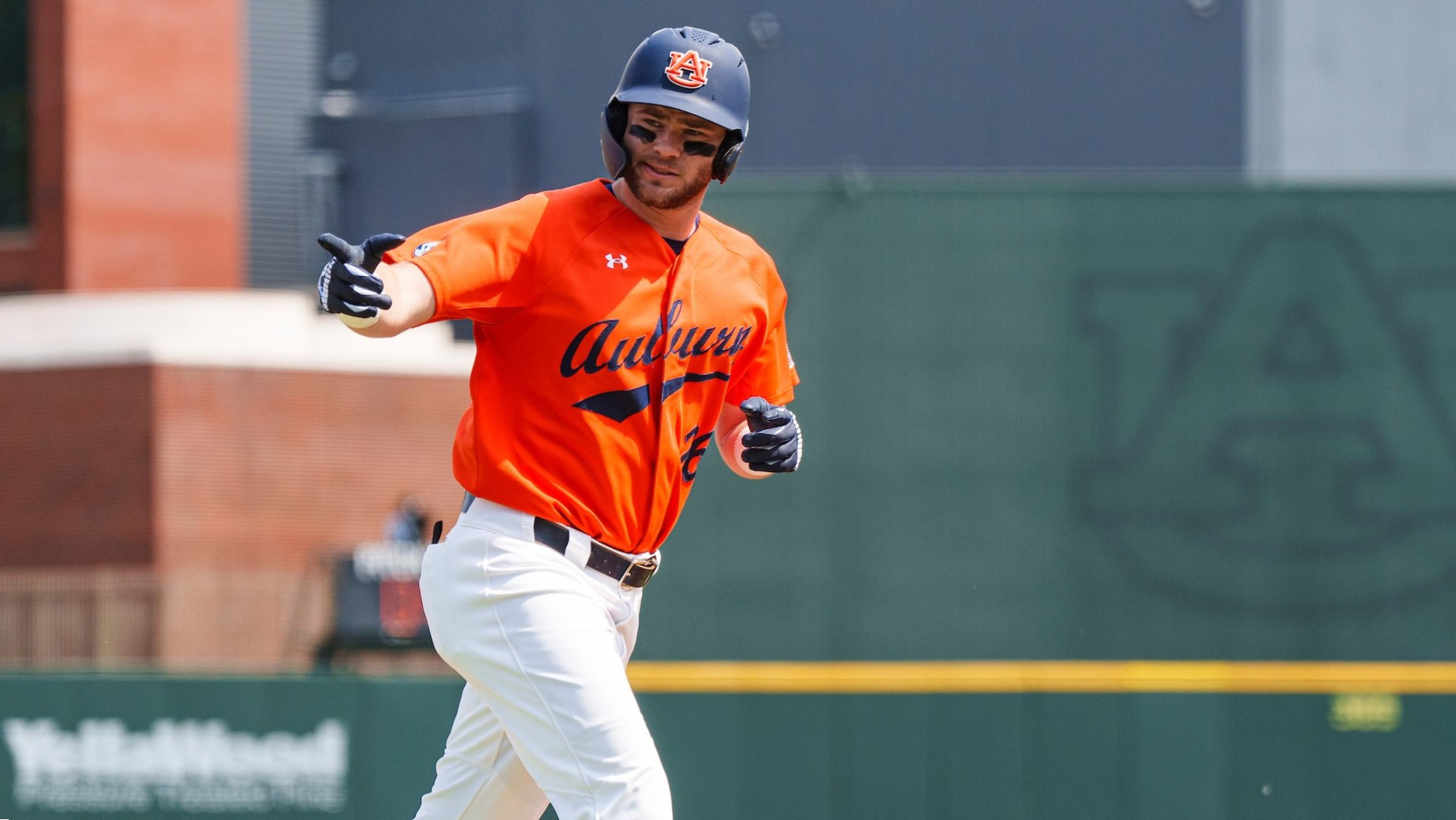 McMurray signs free agent contract with Atlanta - Auburn Tigers ...