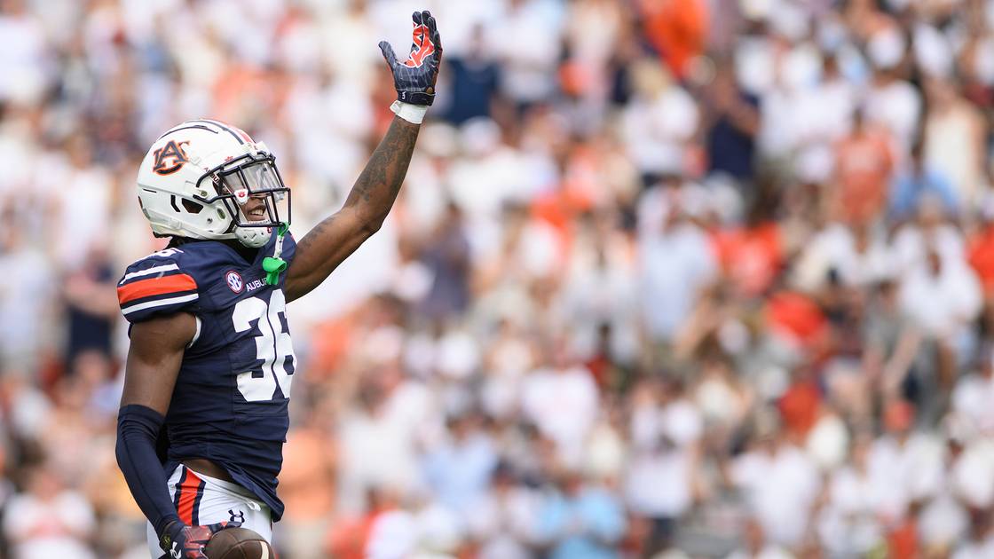 How Jaylin Simpson became ‘the most electrifying safety in college football' - Auburn Tigers ...
