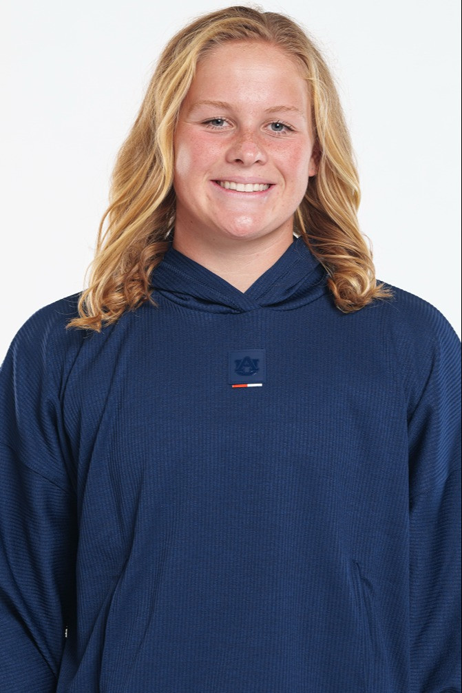 Annika Finzen - Swimming & Diving 2025-26 - Auburn Tigers - Official ...