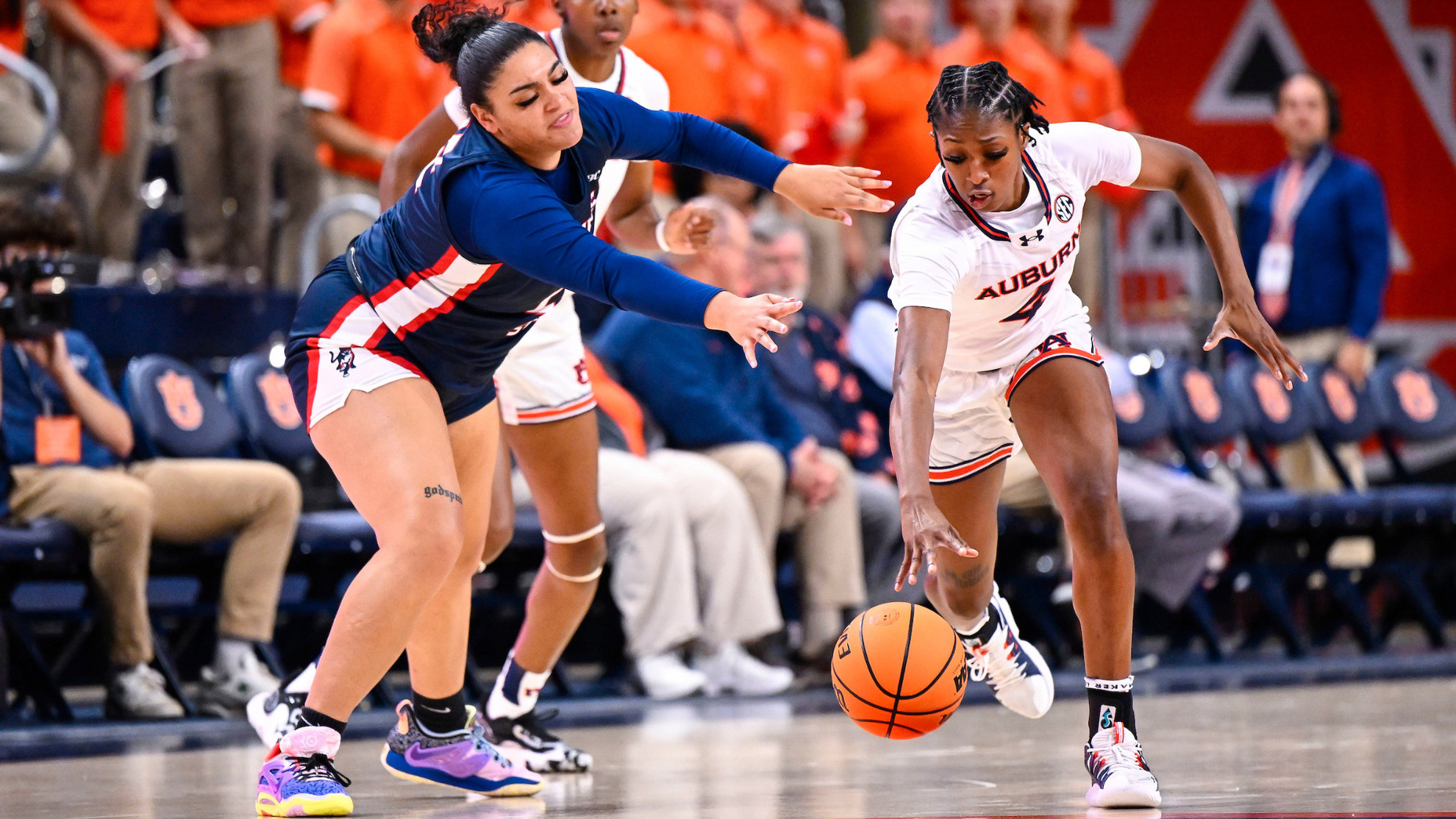 Kaitlyn Duhon - Women's Basketball 2024-25 - Auburn Tigers - Official ...
