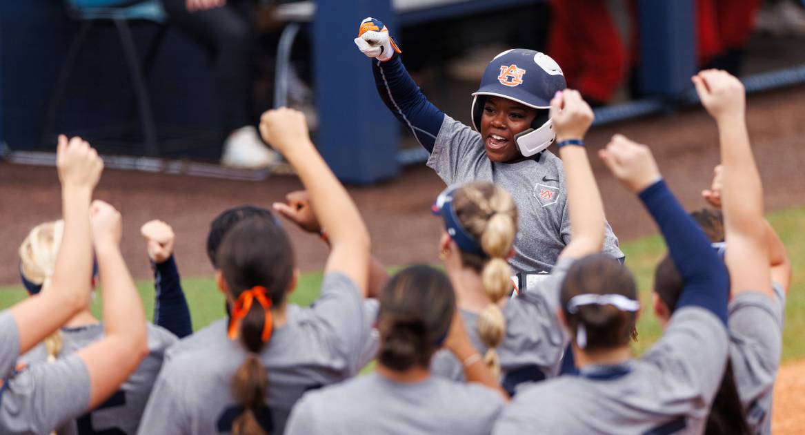 Photo Gallery: Fall Ball 2025 - Auburn Tigers - Official Athletics Website