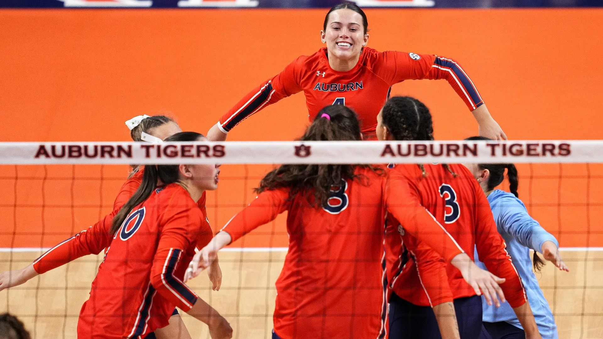 Auburn Volleyball returns to Neville to host Tennessee for Dig Pink ...