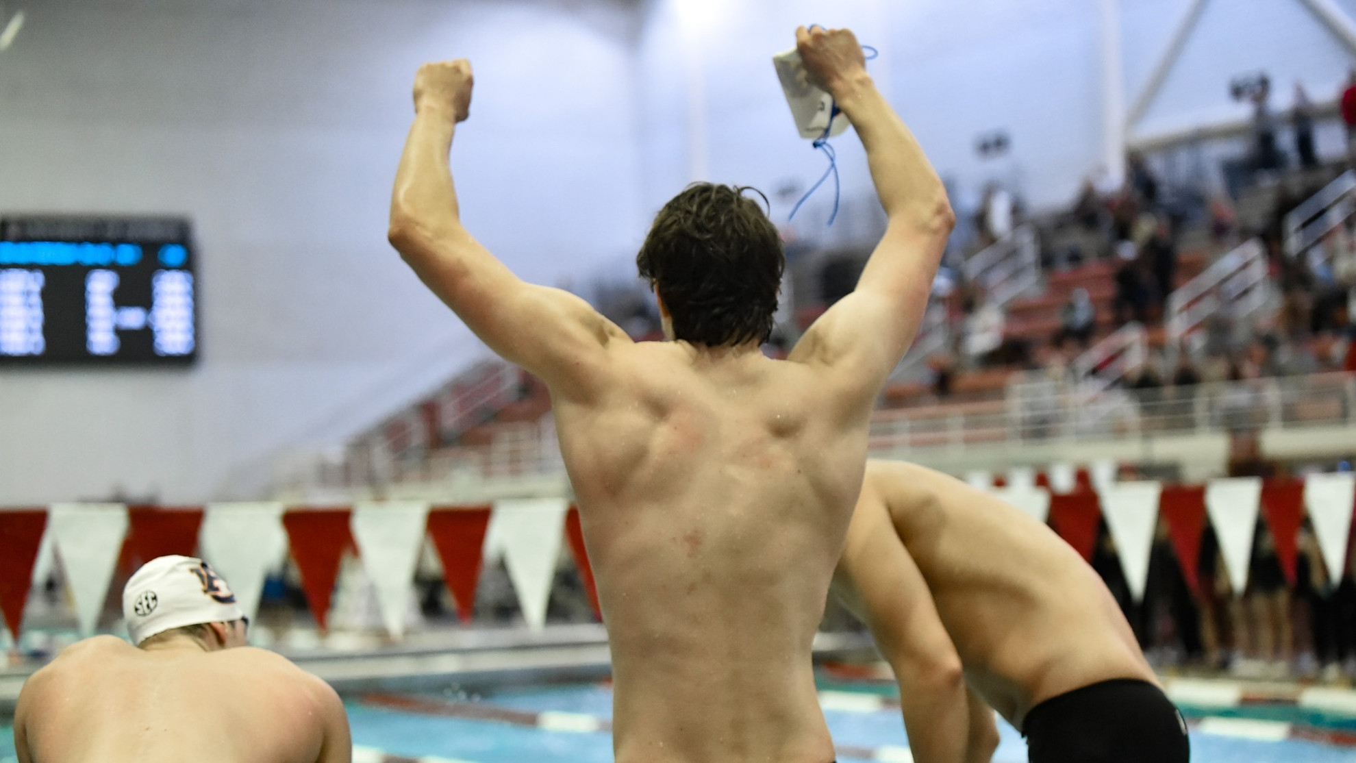 Stoffle’s school record caps off terrific showing at UGA Fall Invite ...